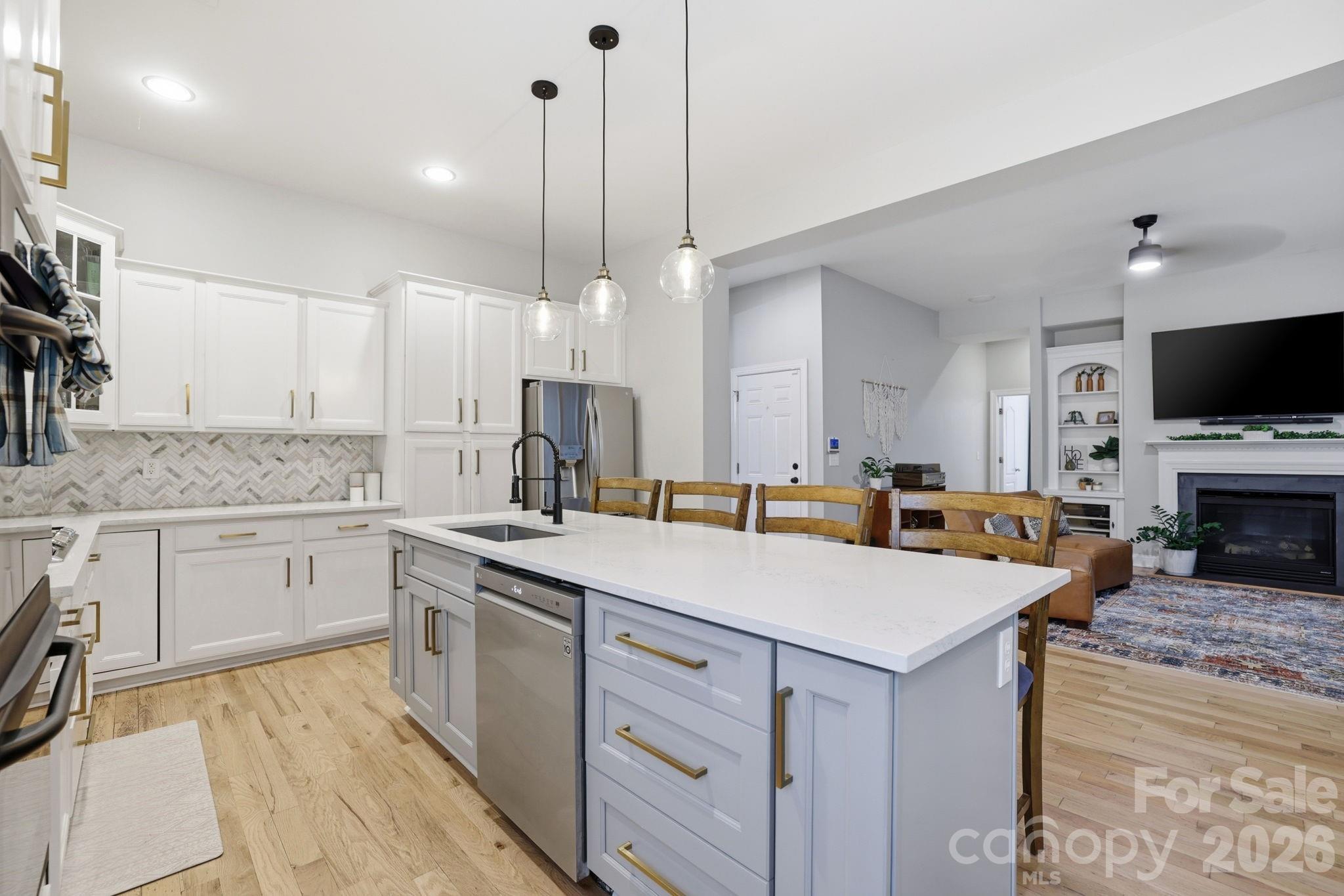 Photo 5 of 8636 Sagekirk Court, Charlotte, NC