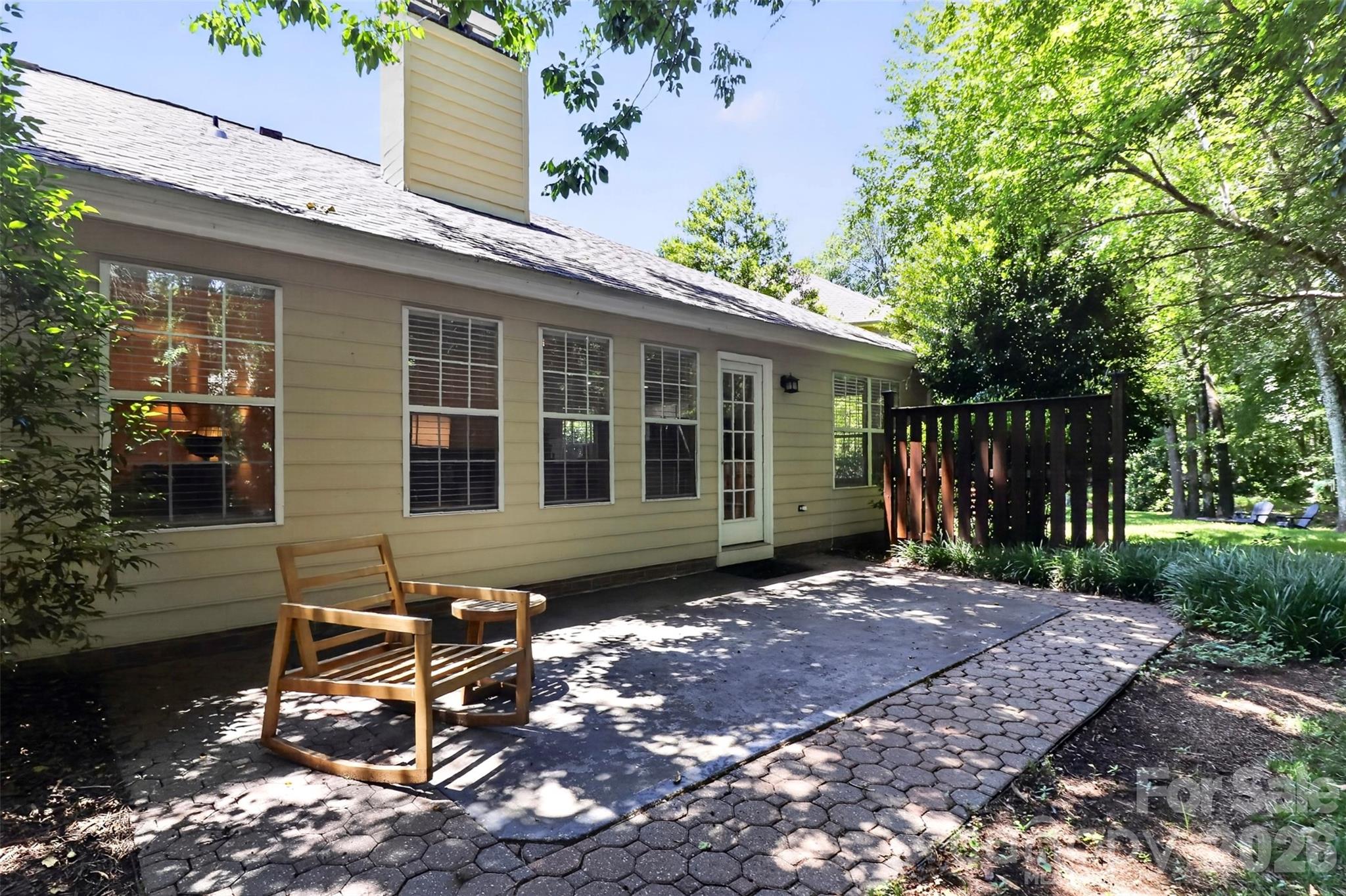 Photo 2 of 11542 Laurel View Drive, Charlotte, NC