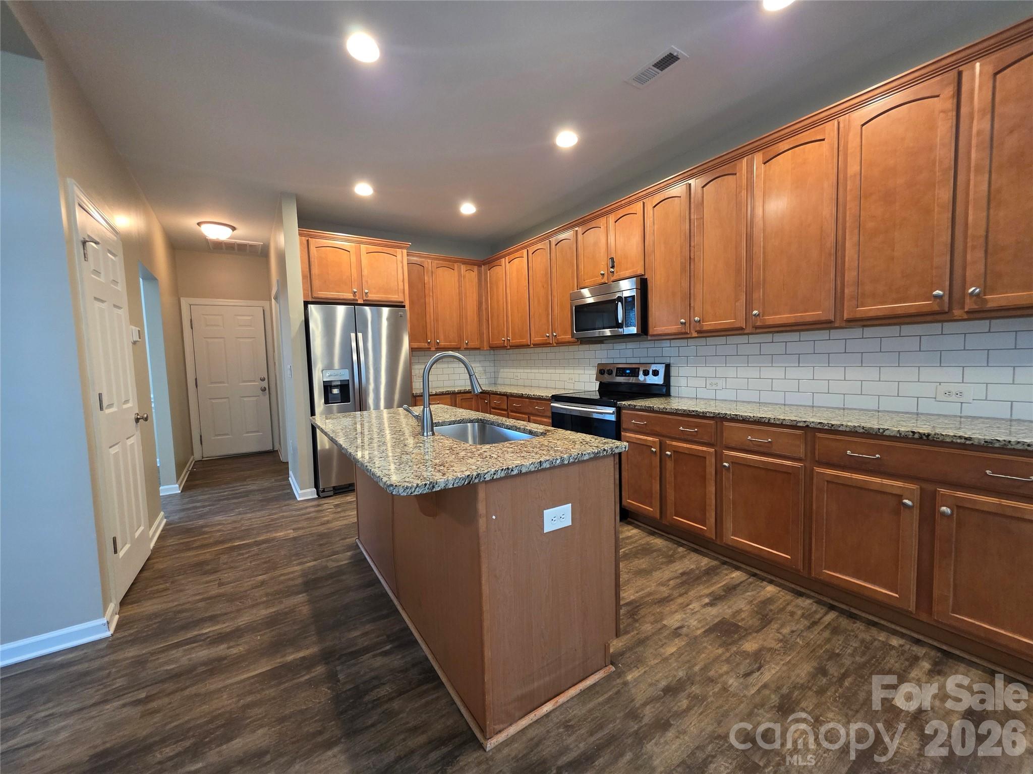 Photo 12 of 5908 Bonnybridge Court, Charlotte, NC