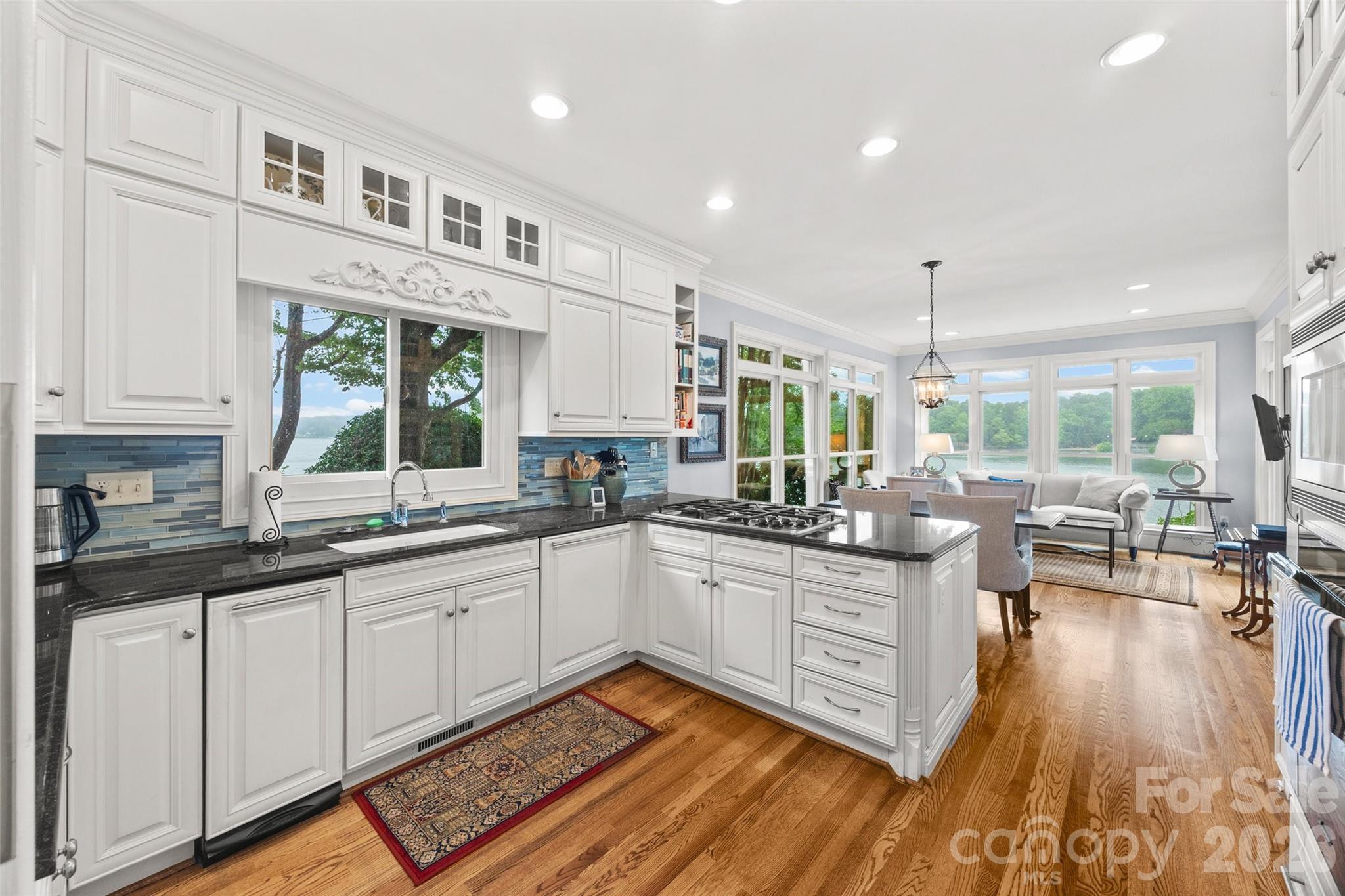 15901 Riverpointe Drive, Charlotte, NC - photo 8 of 48