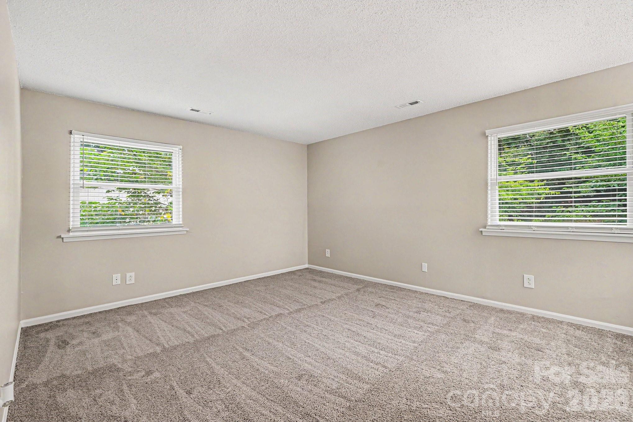 Photo 8 of 11613 Rimrock Canyon Drive, Charlotte, NC