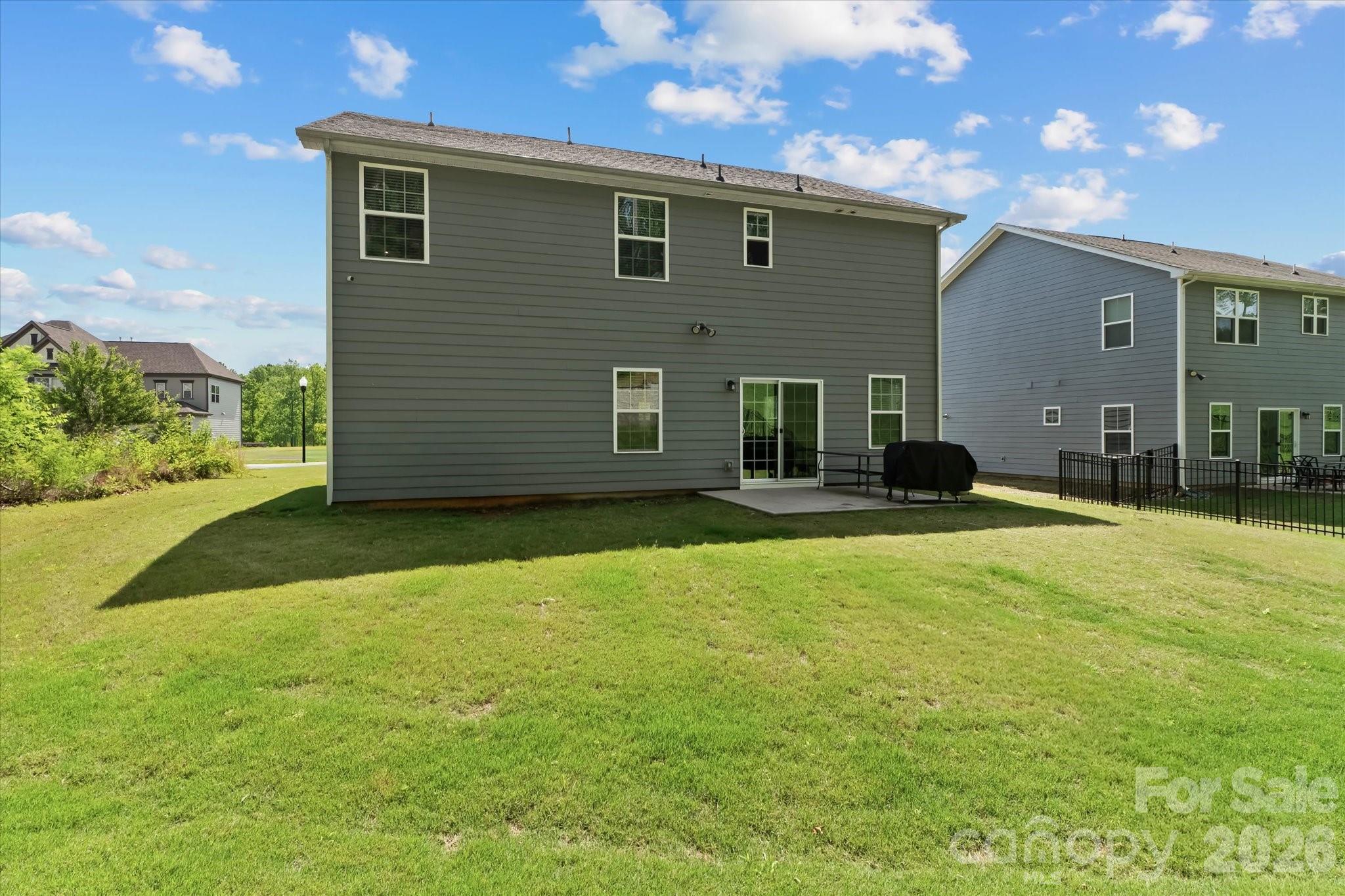 Photo 25 of 10250 Paper Birch Drive, Charlotte, NC
