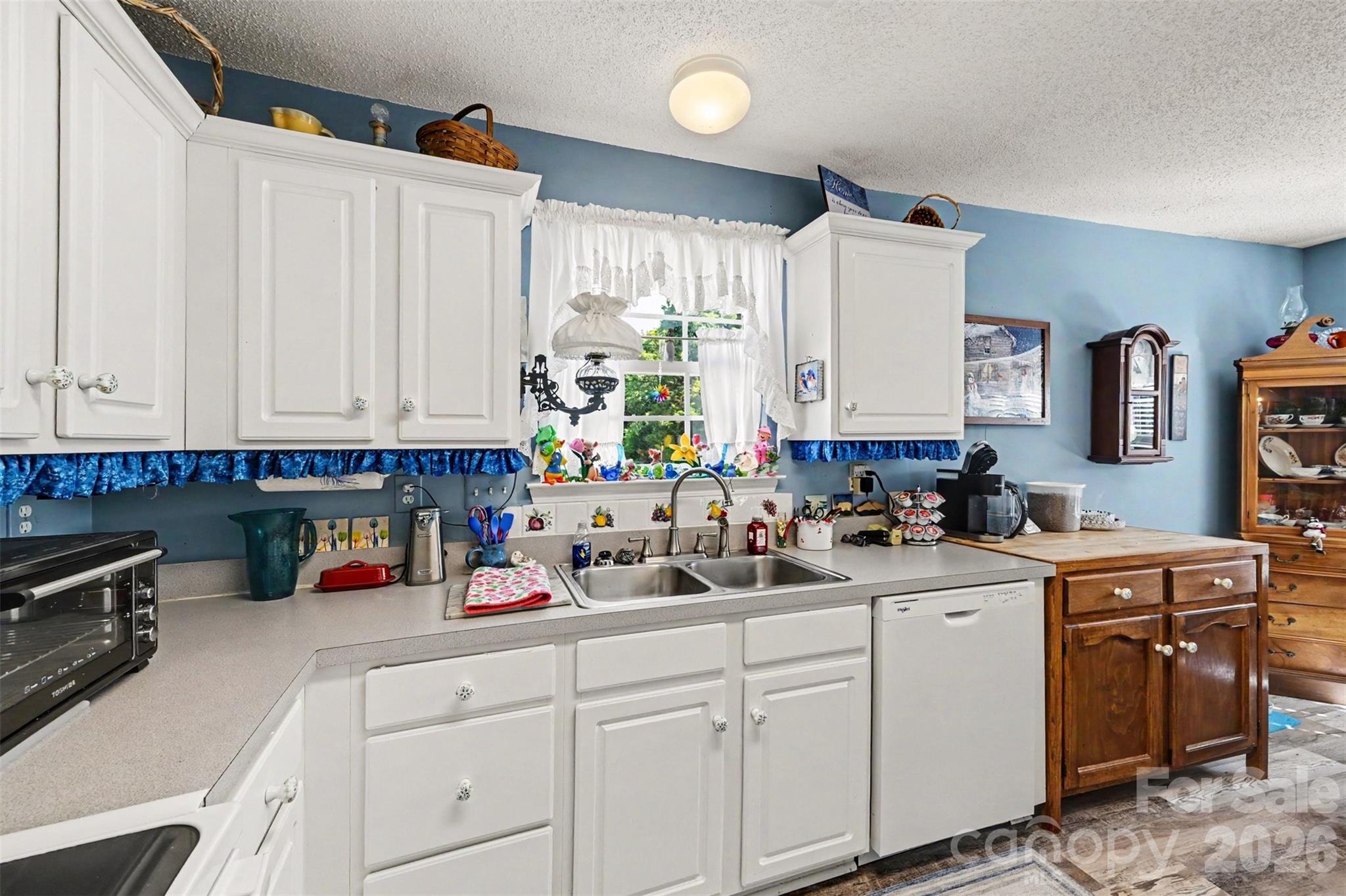 12323 Poplar Forest Drive205, Charlotte, NC - photo 10 of 20