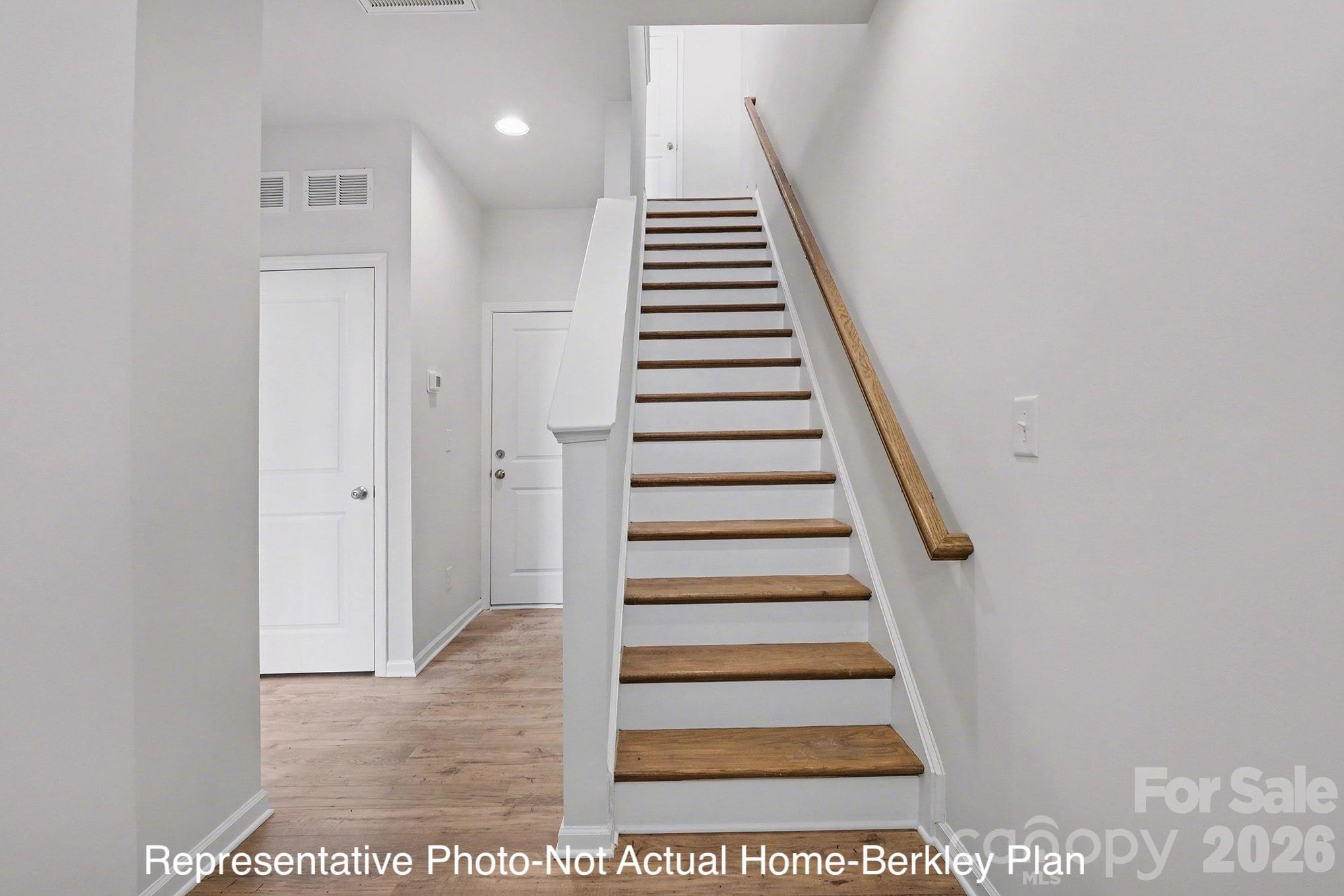 Photo 3 of 2326 Rachelwood Drive, Charlotte, NC