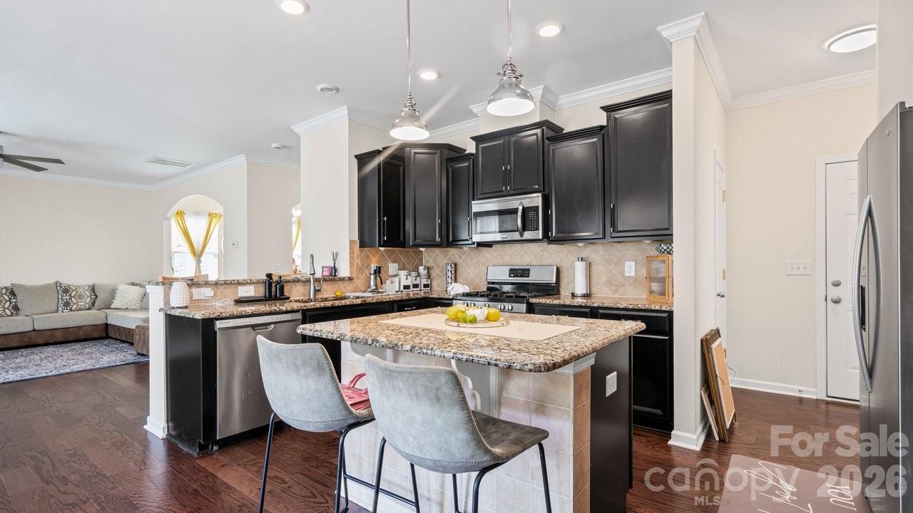 6907 Agnew Drive, Charlotte, NC - photo 10 of 28