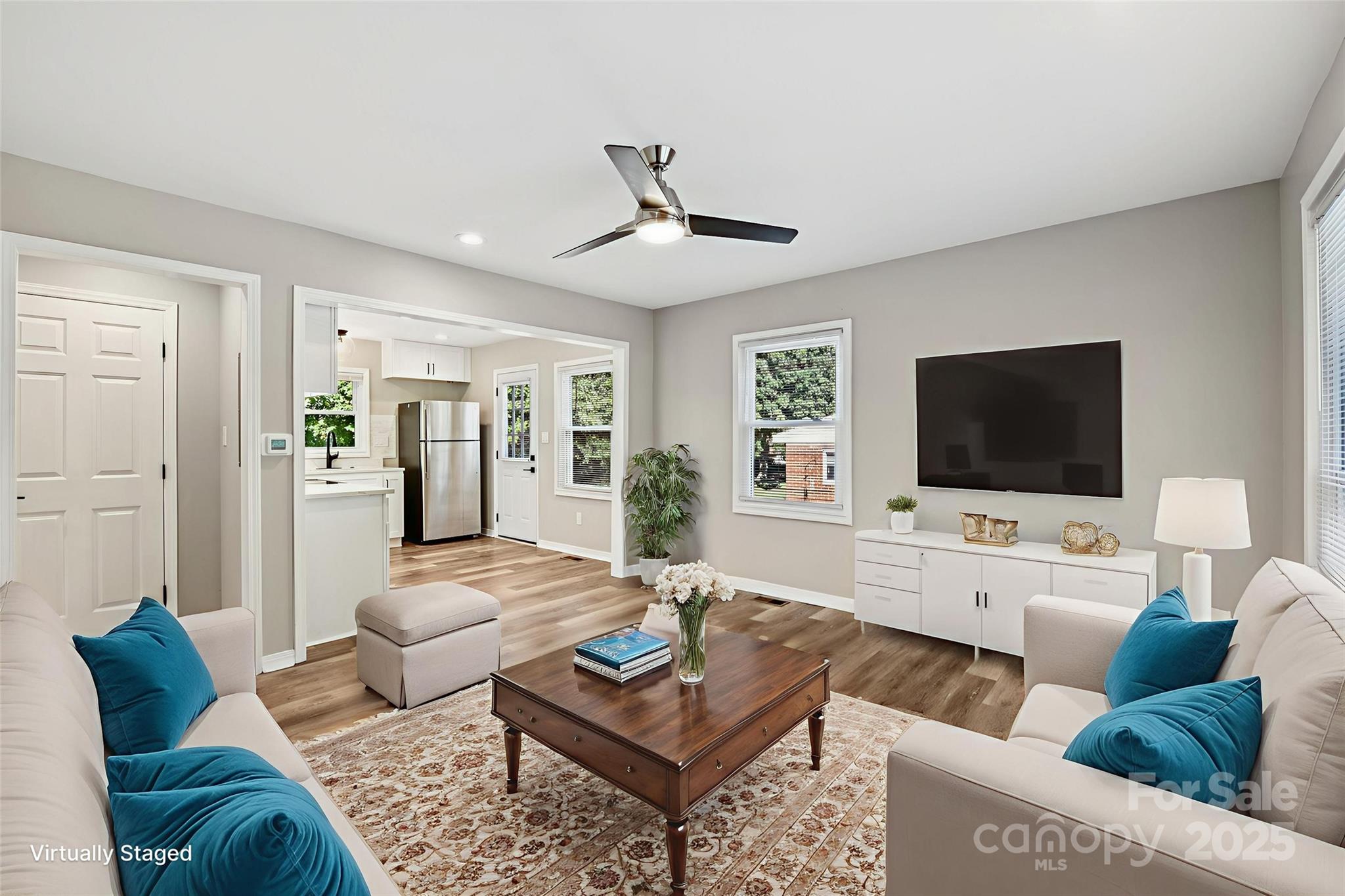 Photo 5 of 3209 Eastwood Drive, Charlotte, NC