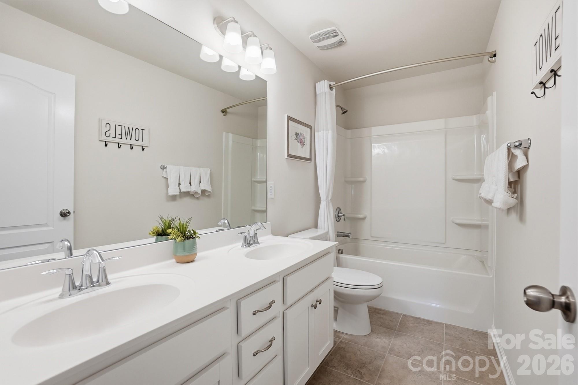 Photo 36 of 16732 Cozy Cove Road, Charlotte, NC