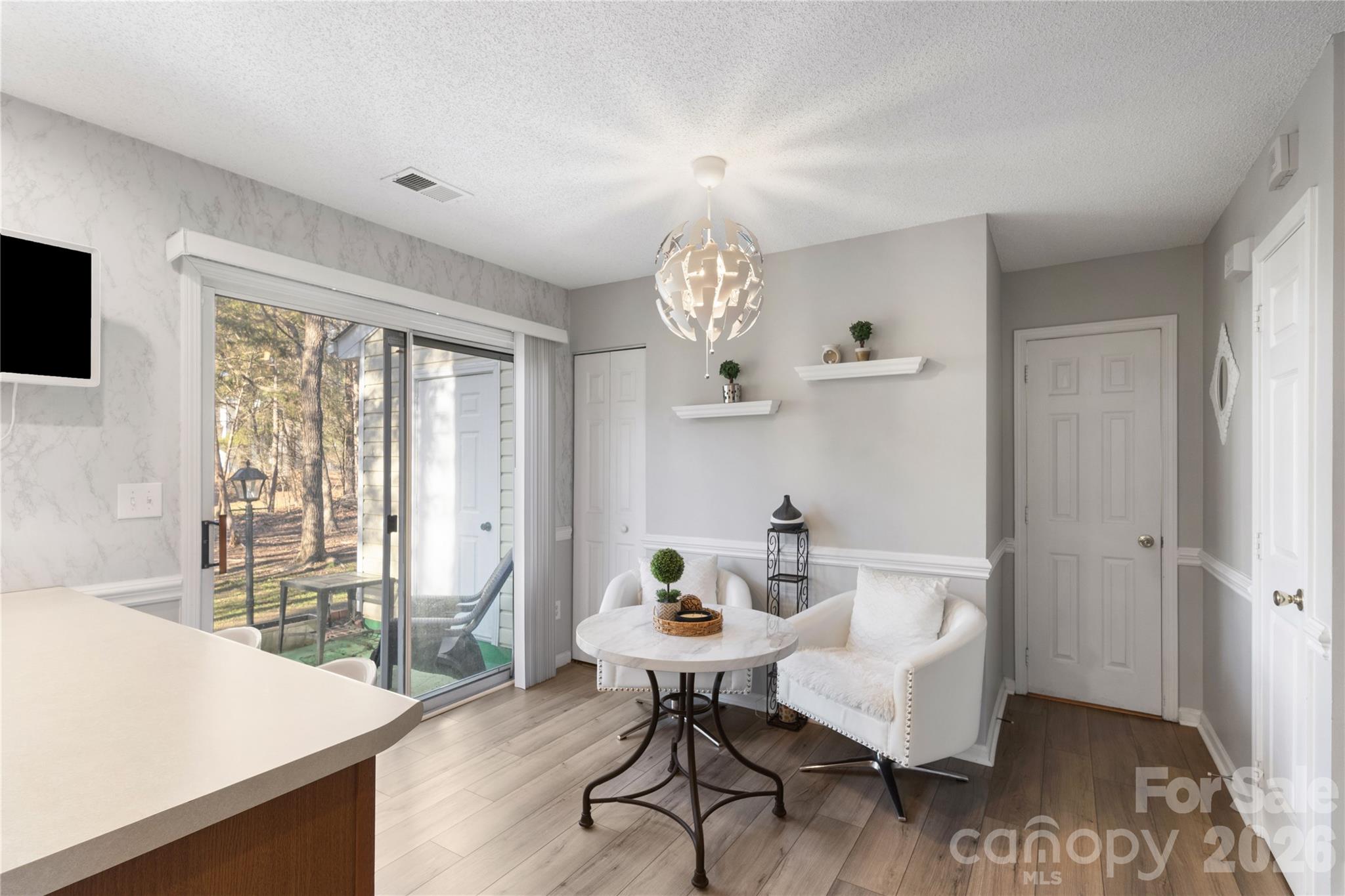Photo 10 of 11118 Pimlico Drive, Charlotte, NC
