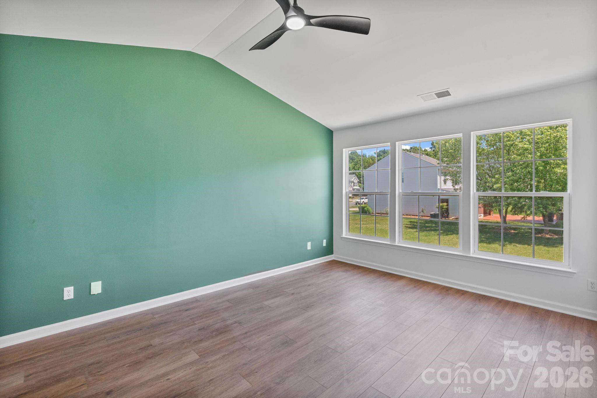 Photo 24 of 10410 Roundleaf Drive, Charlotte, NC