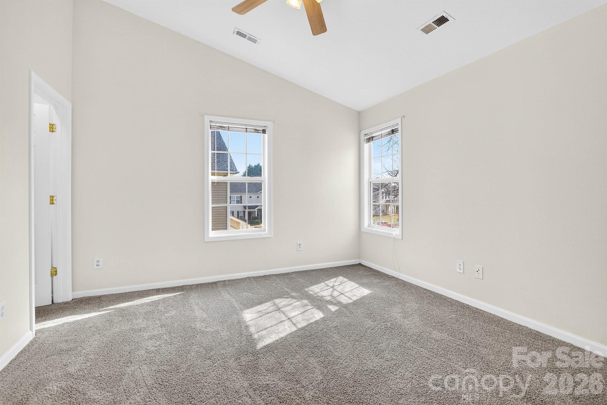 Photo 5 of 1911 Flushing Court, Charlotte, NC