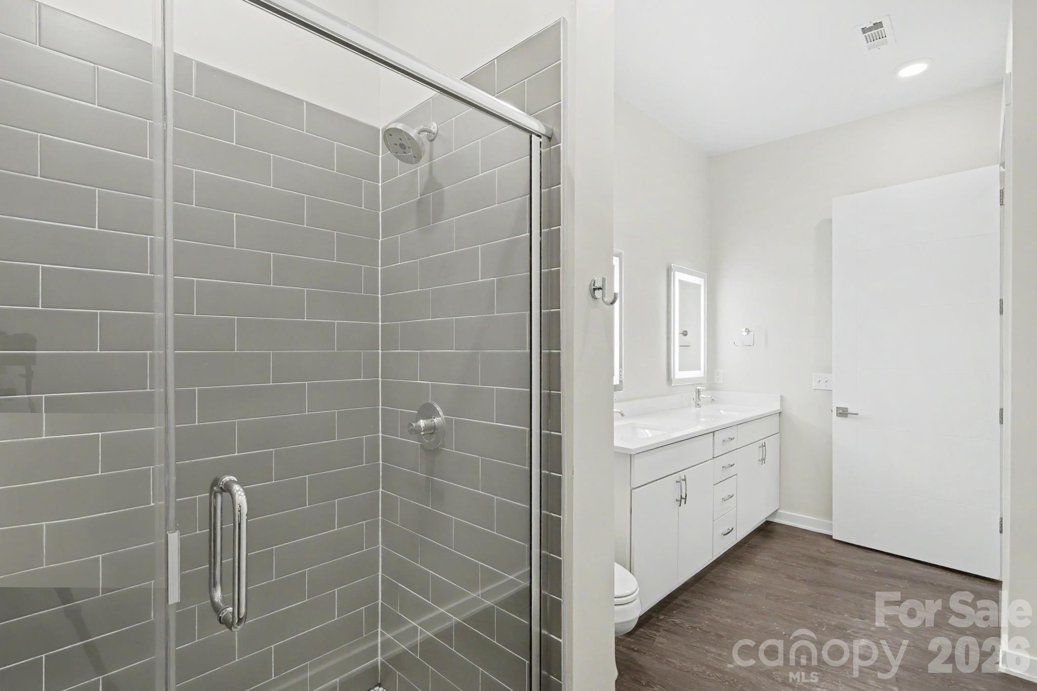 Photo 8 of 3630 N Davidson Street, Charlotte, NC
