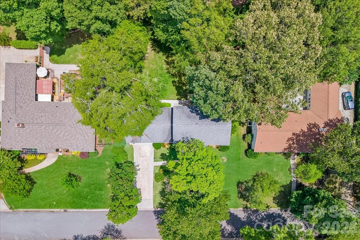 Photo 30 of 1024 Court Drive, Charlotte, NC