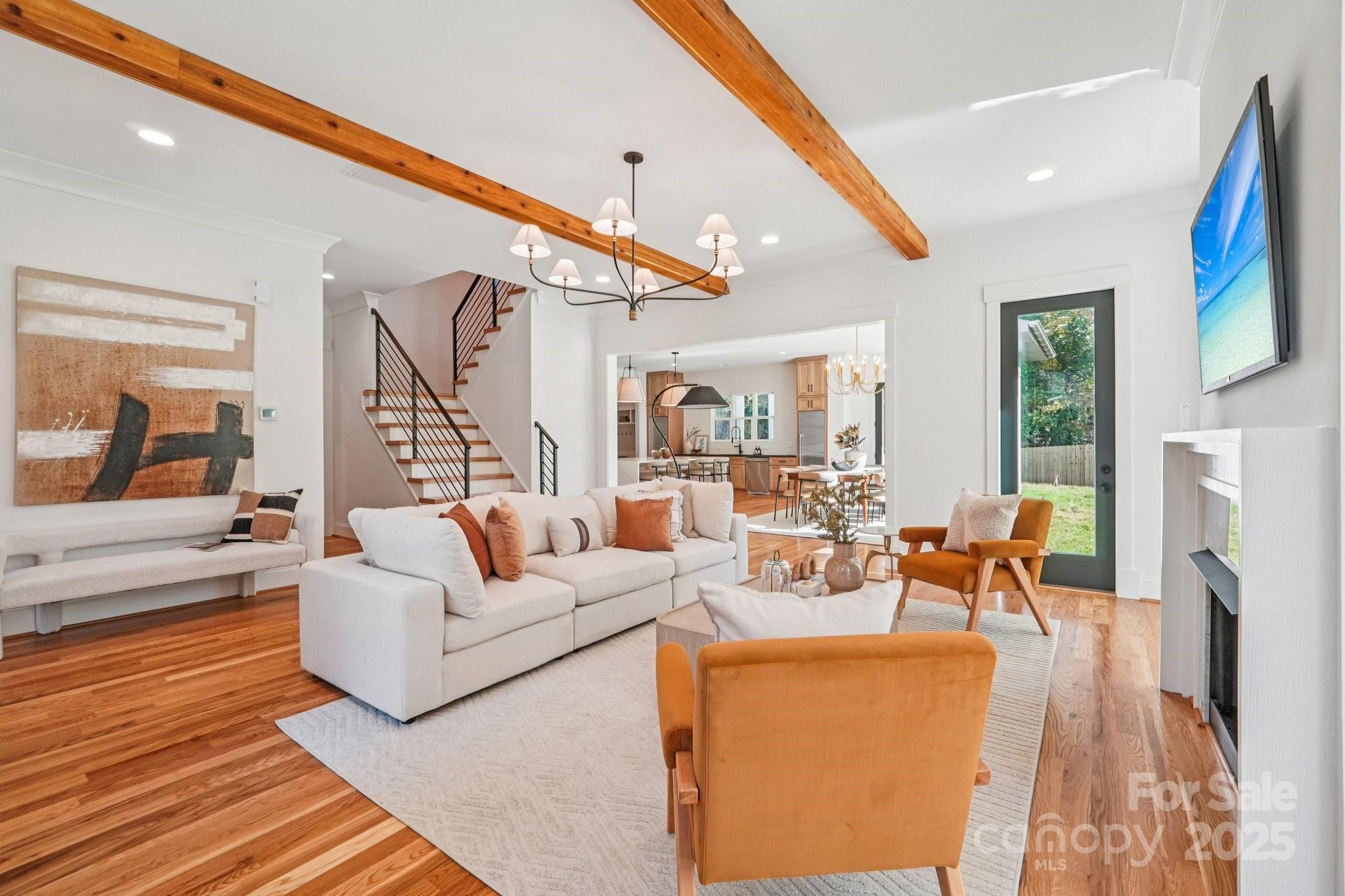 Photo 14 of 132 Sardis Lane, Charlotte, NC