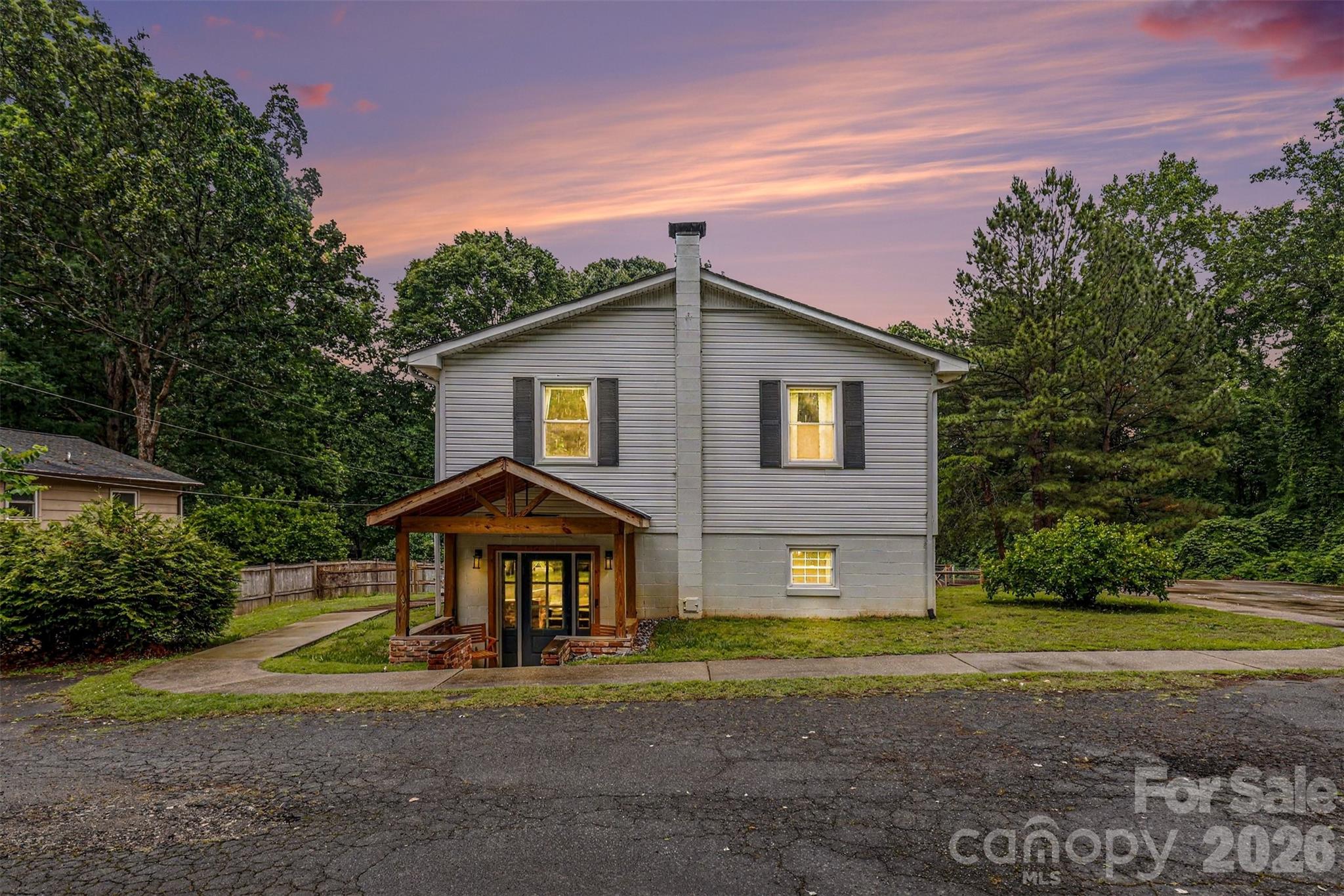 184 Canal Road, Belmont, NC - photo 1 of 1