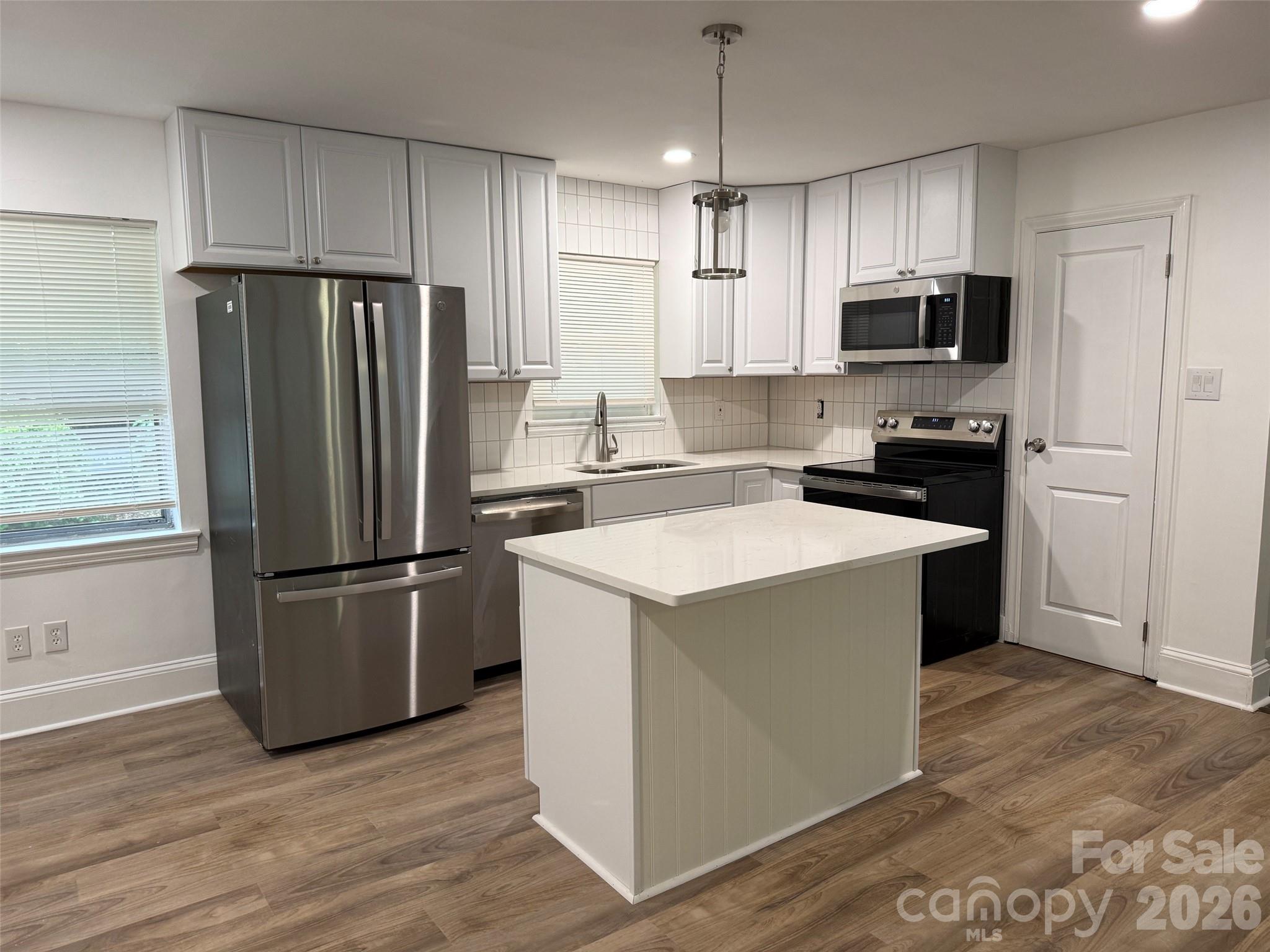 Photo 8 of 1662 Browns Avenue, Charlotte, NC