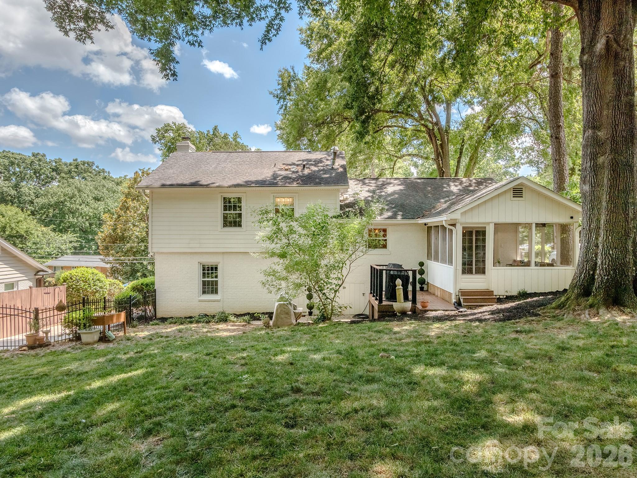 Photo 26 of 6817 Ronda Avenue, Charlotte, NC