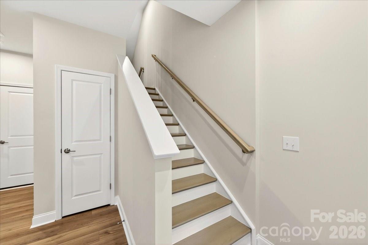 Photo 5 of 921 Archway Lane, Charlotte, NC