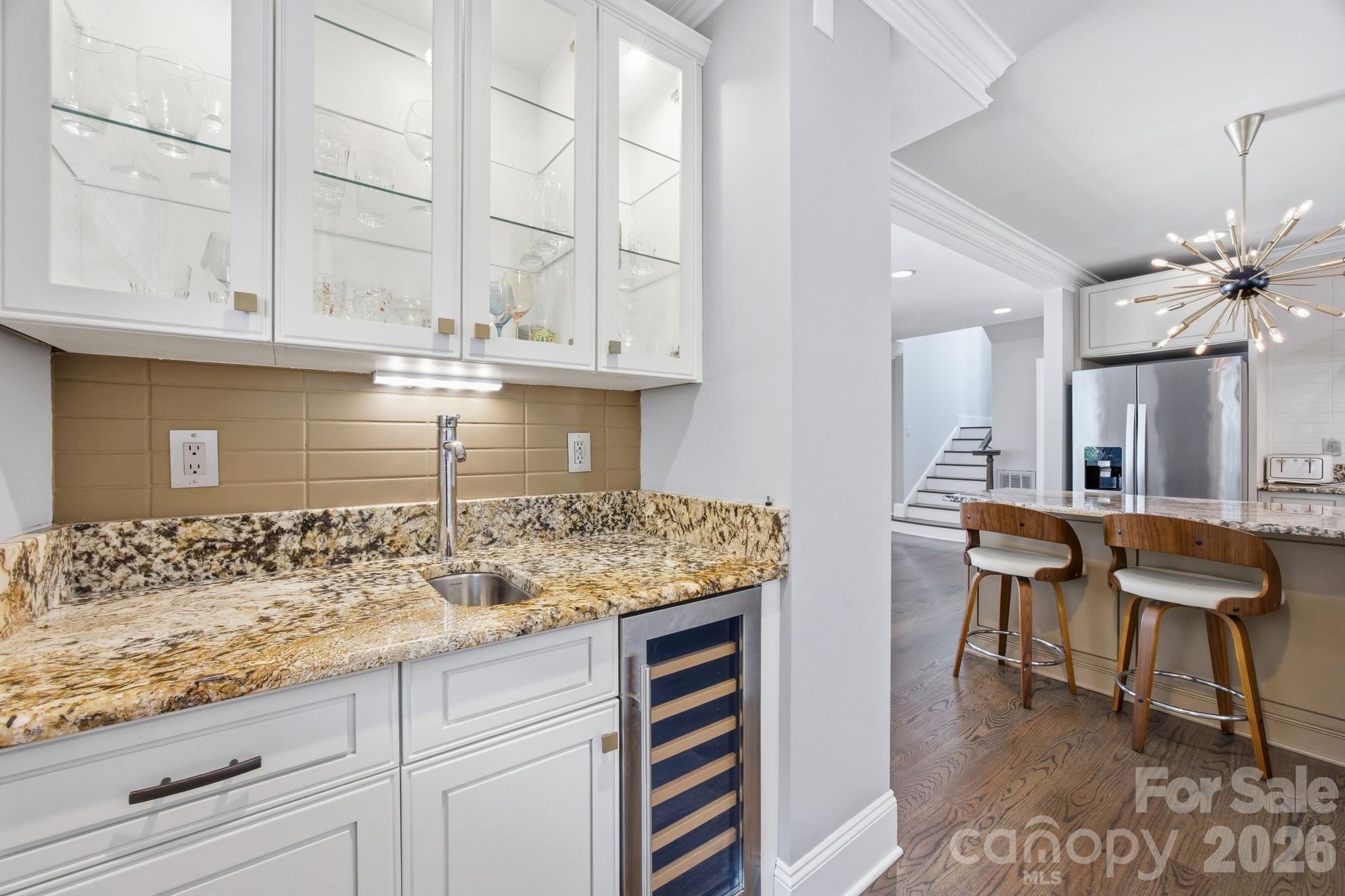 Photo 11 of 3220 Commonwealth Avenue, Charlotte, NC