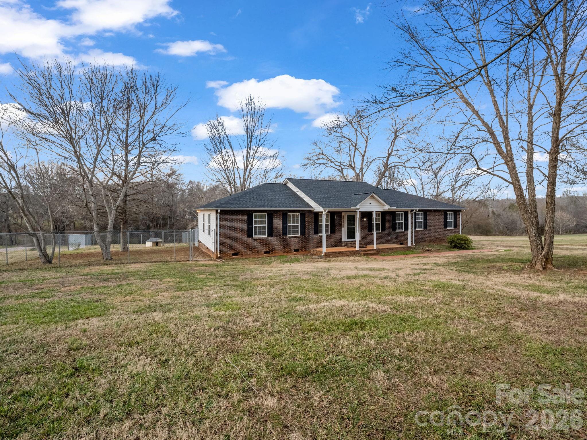 Photo 2 of 5573 Lennox Drive, Kings Mountain, NC