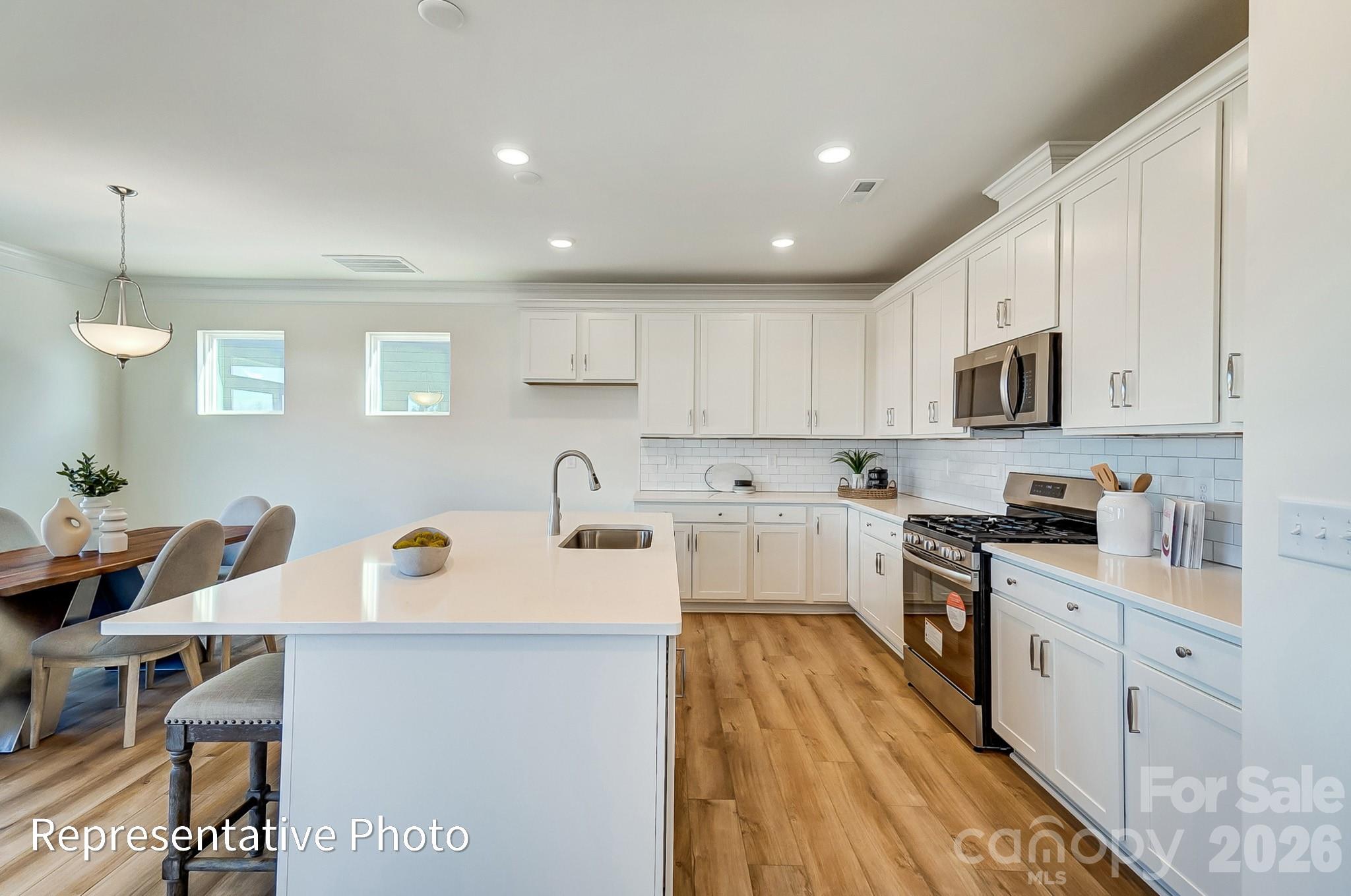 Photo 7 of 13127 Foxberry Road, Charlotte, NC
