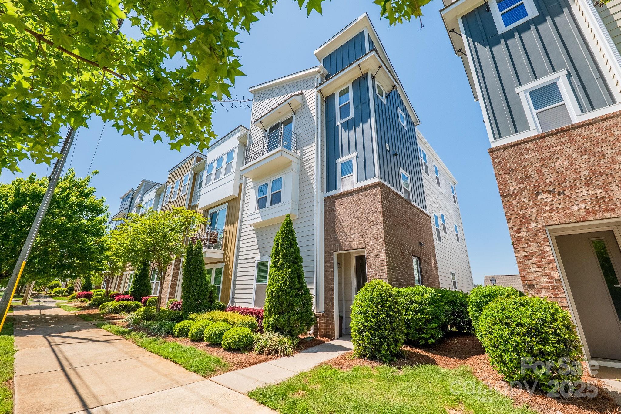 Photo 4 of 2551 Statesville Avenue, Charlotte, NC
