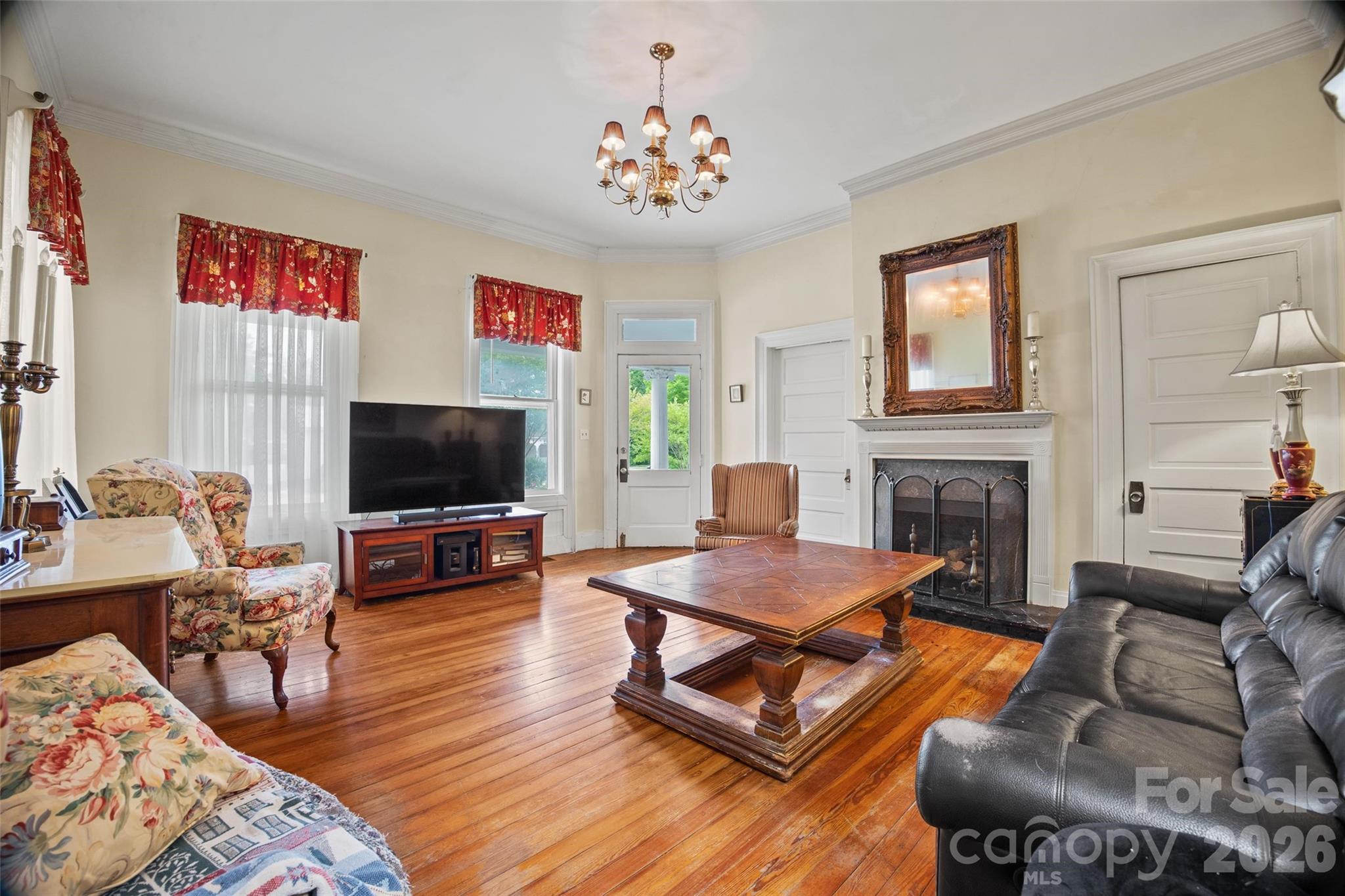 530 E Rutledge Avenue, Gaffney, SC - photo 21 of 48