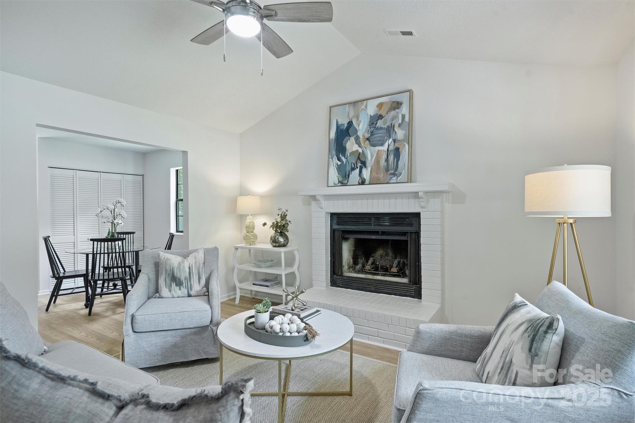 6115 Coltswood Court, Charlotte, NC - photo 6 of 39