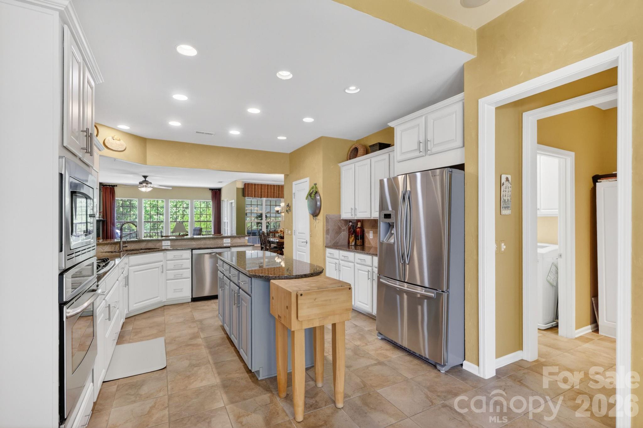 9242 Whistling Straits Drive, Fort Mill, SC - photo 10 of 48