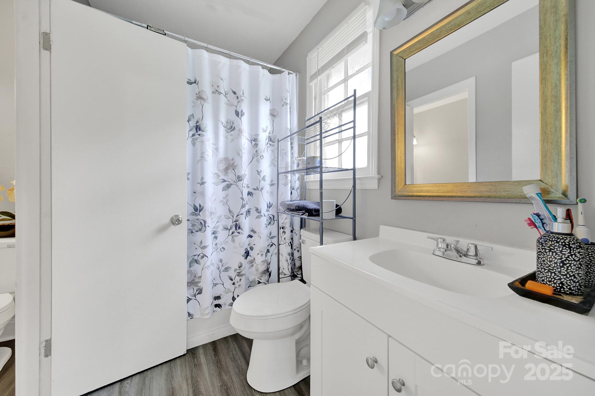 Photo 7 of 5300 Grafton Drive, Charlotte, NC