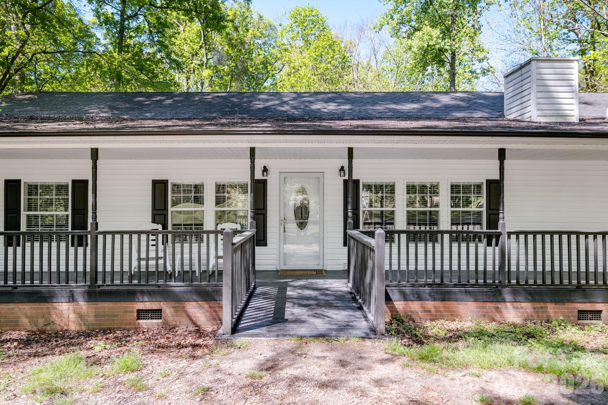 Photo 3 of 116 Springdale Drive, York, SC