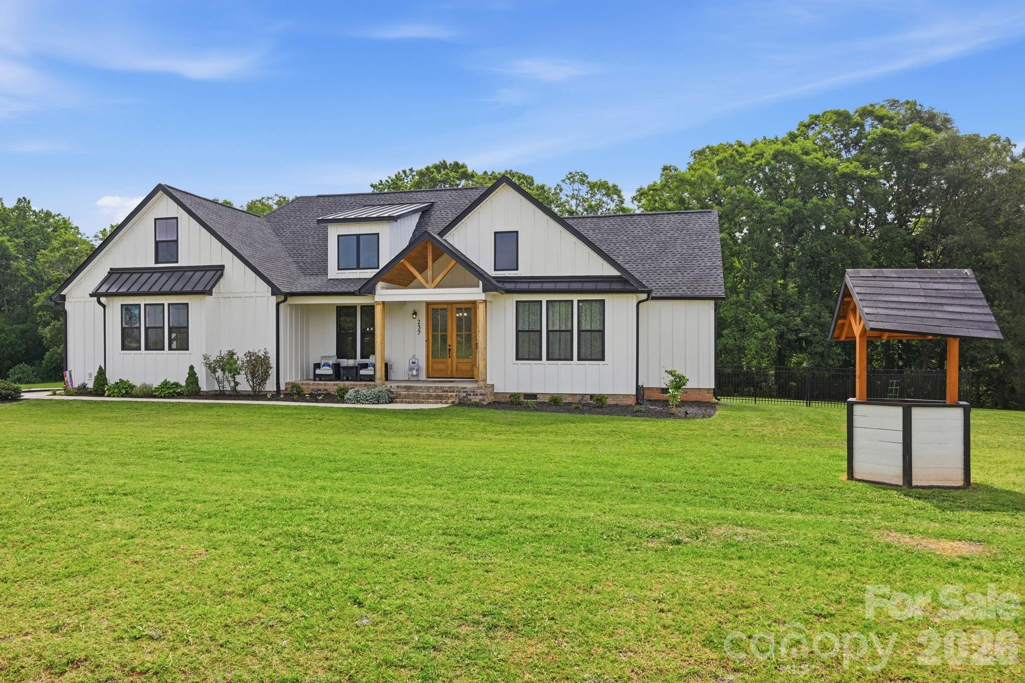 Photo 41 of 237 Triple Ponds Court, Clover, SC