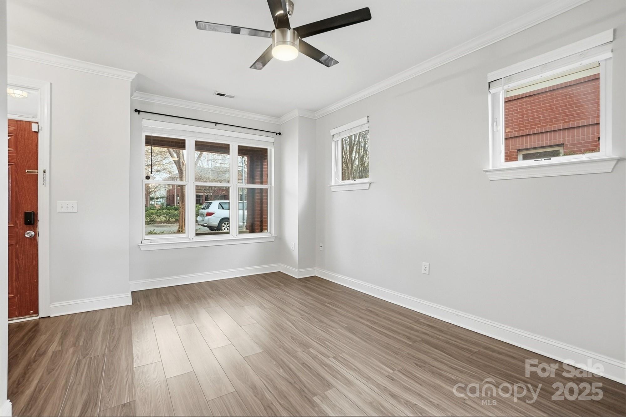 Photo 9 of 518 E 9th Street, Charlotte, NC