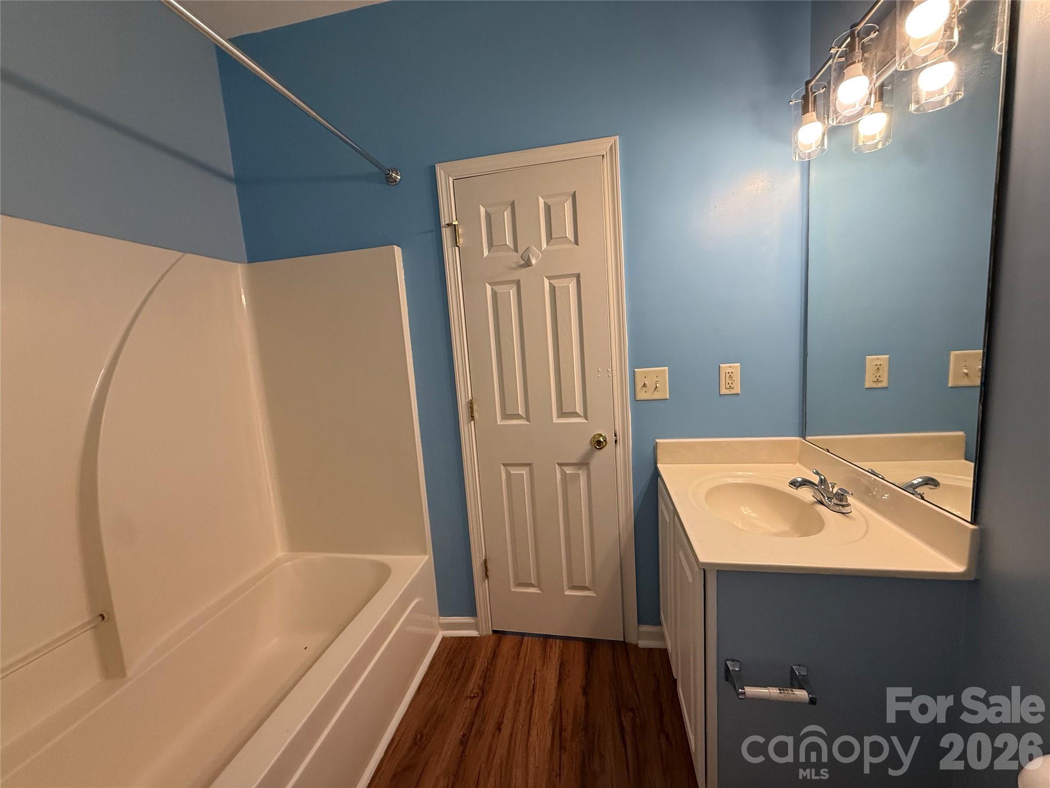 Photo 15 of 8134 Kings Creek Drive, Charlotte, NC