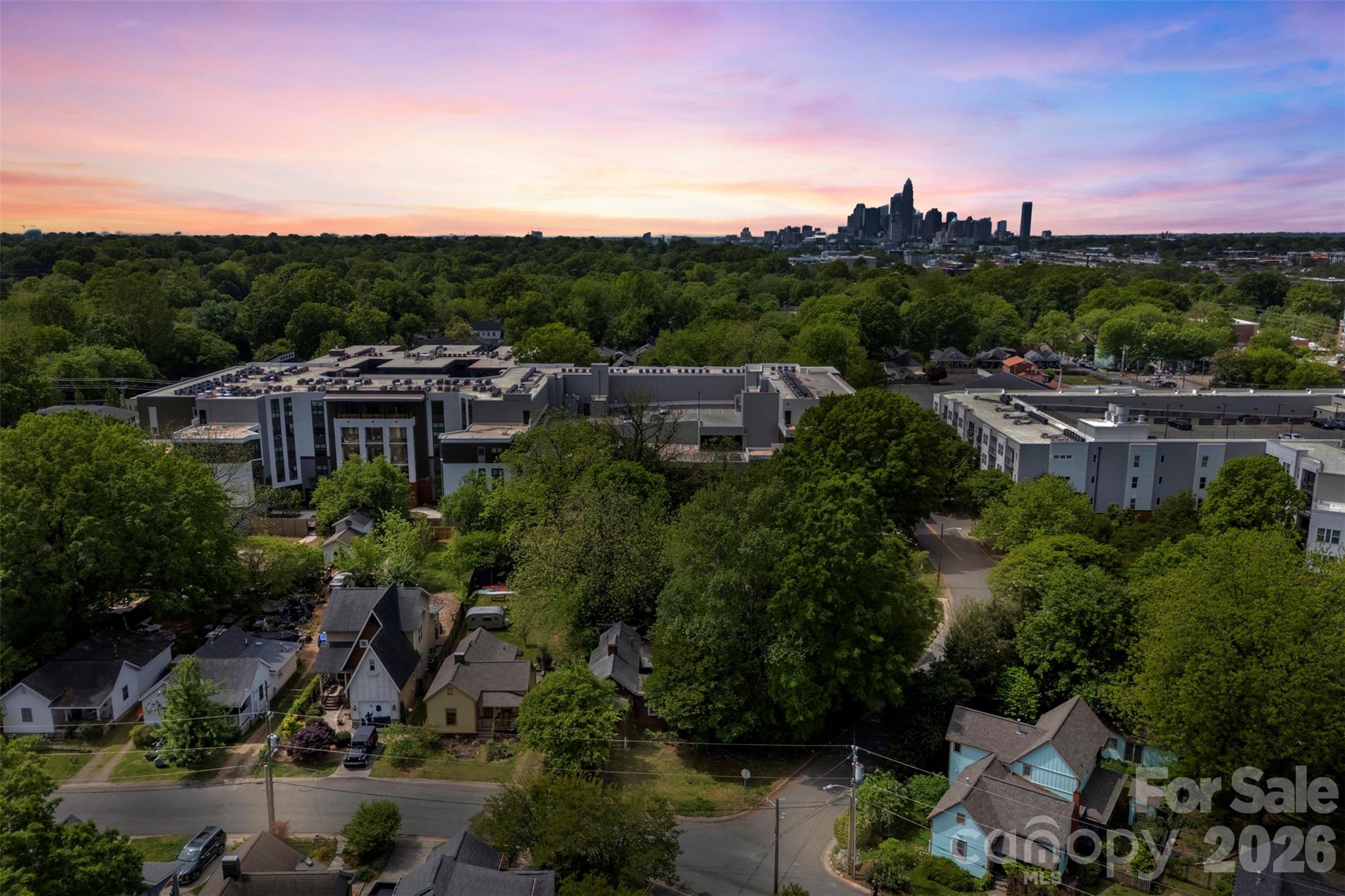 Photo 2 of 700 E 37th Street, Charlotte, NC