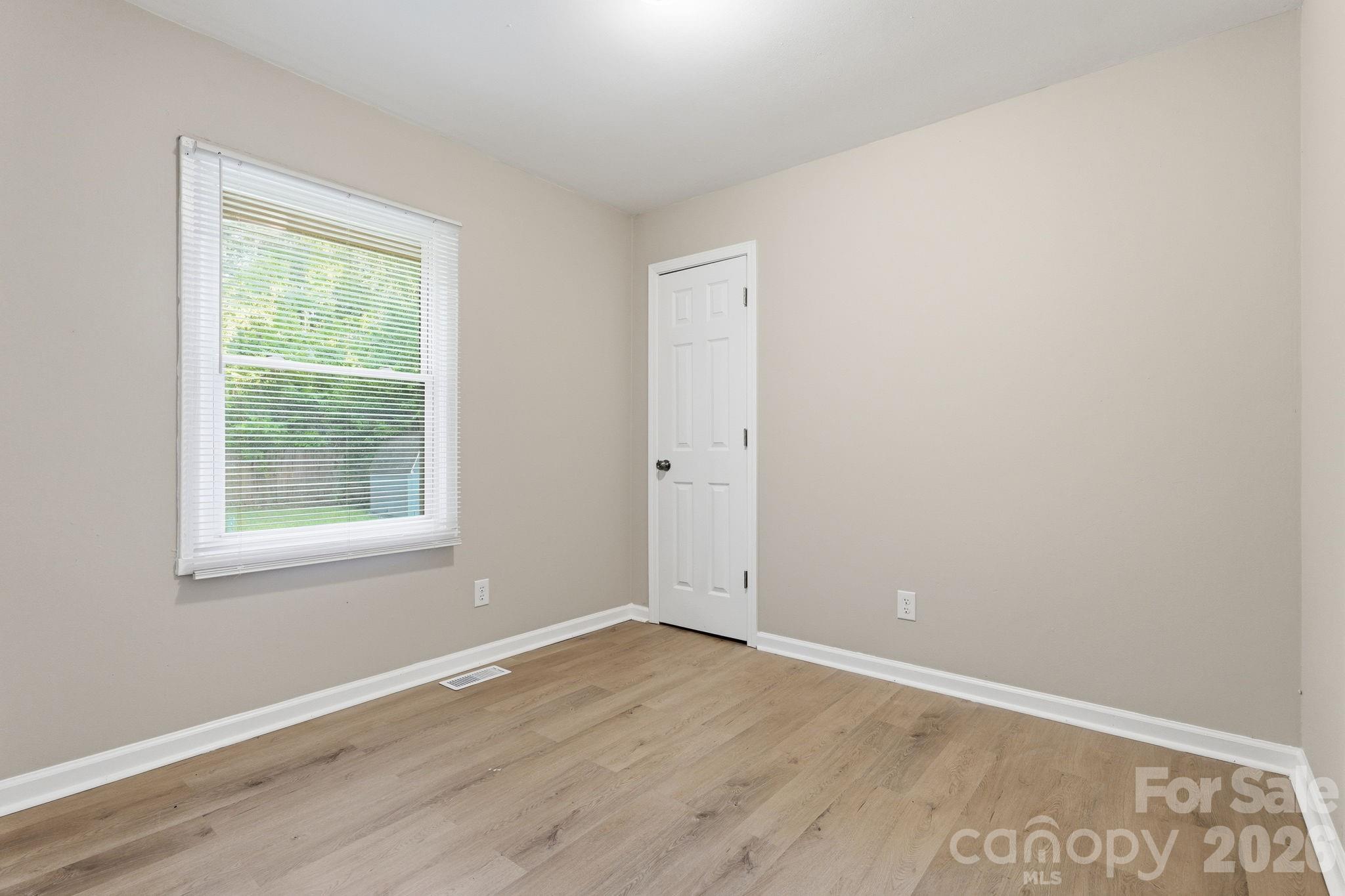 364 Leafmore Drive, Charlotte, NC - photo 15 of 23