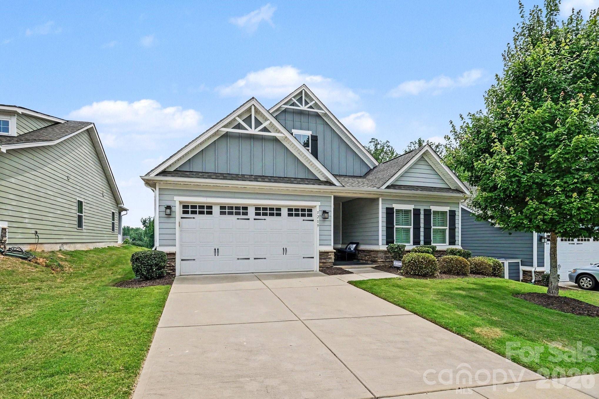Photo 2 of 5219 Larewood Drive, Charlotte, NC