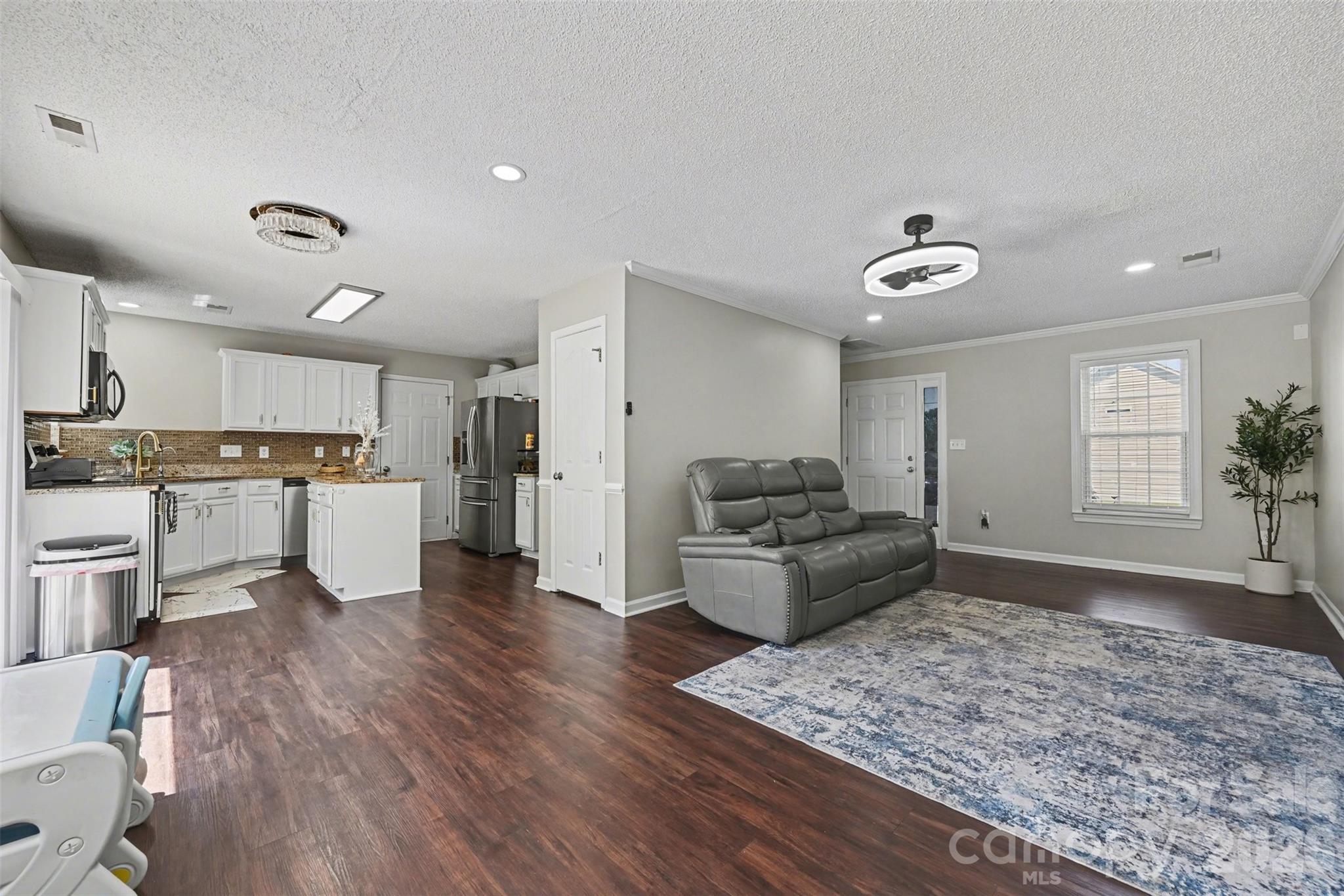 Photo 9 of 13403 Willow Falls Road, Charlotte, NC