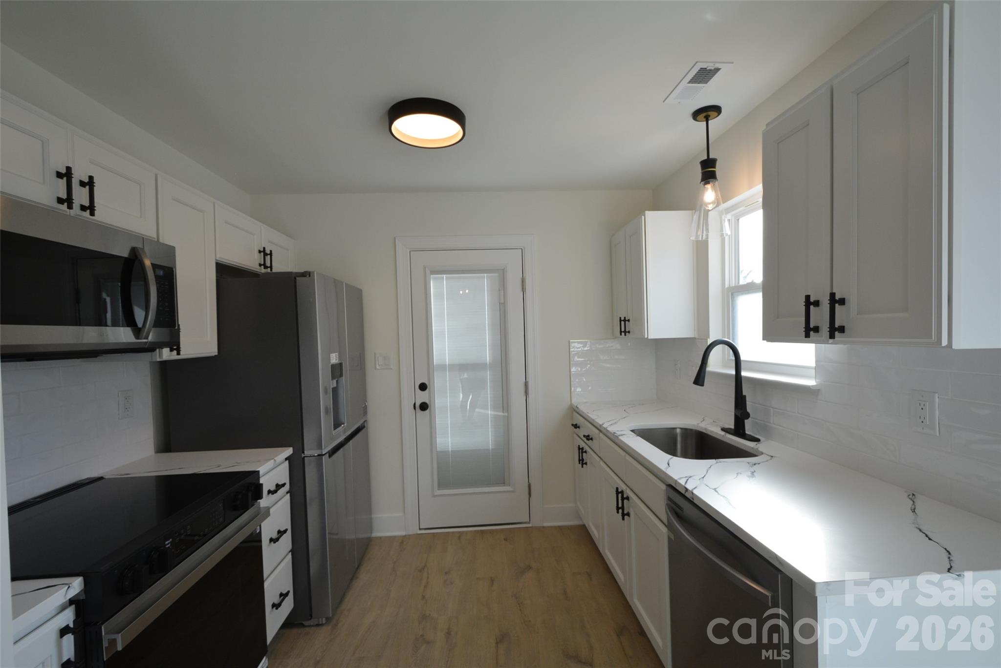 Photo 7 of 6607 Sullins Road, Charlotte, NC