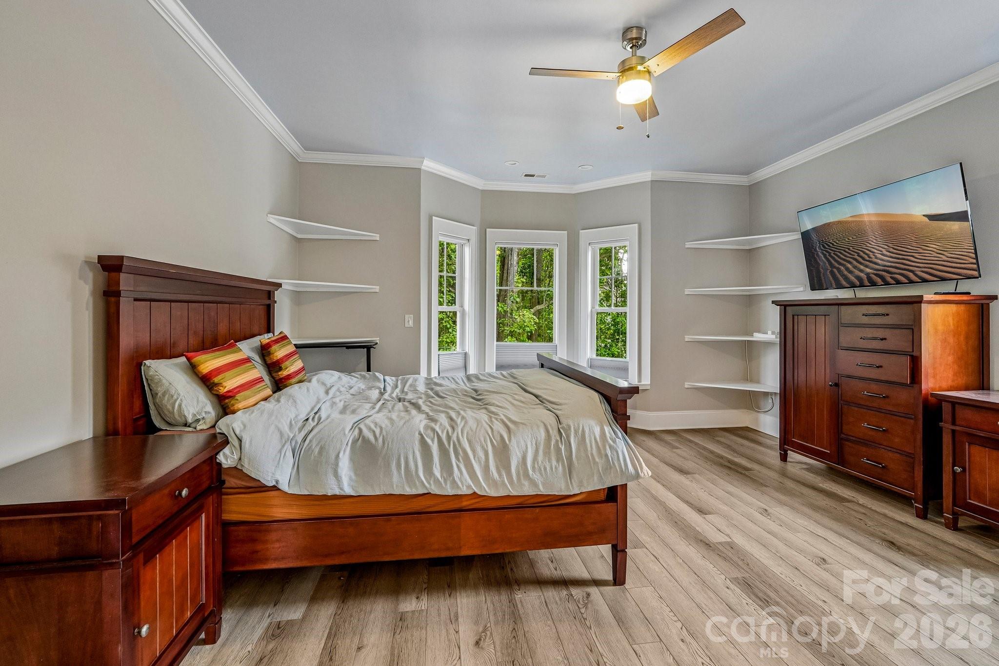 Photo 9 of 611 E 37th Street, Charlotte, NC