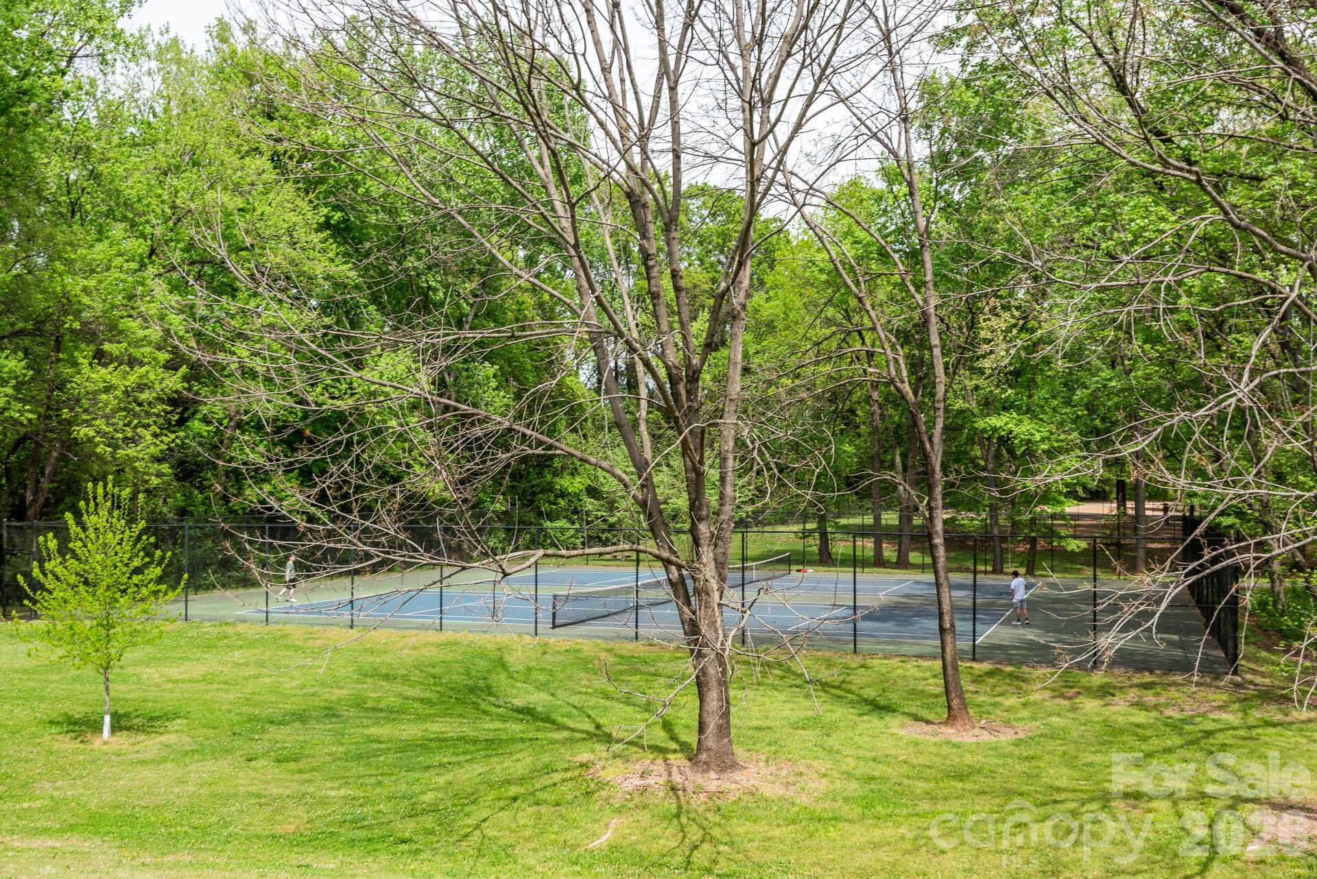 Photo 30 of 933 Westbrook DriveB, Charlotte, NC