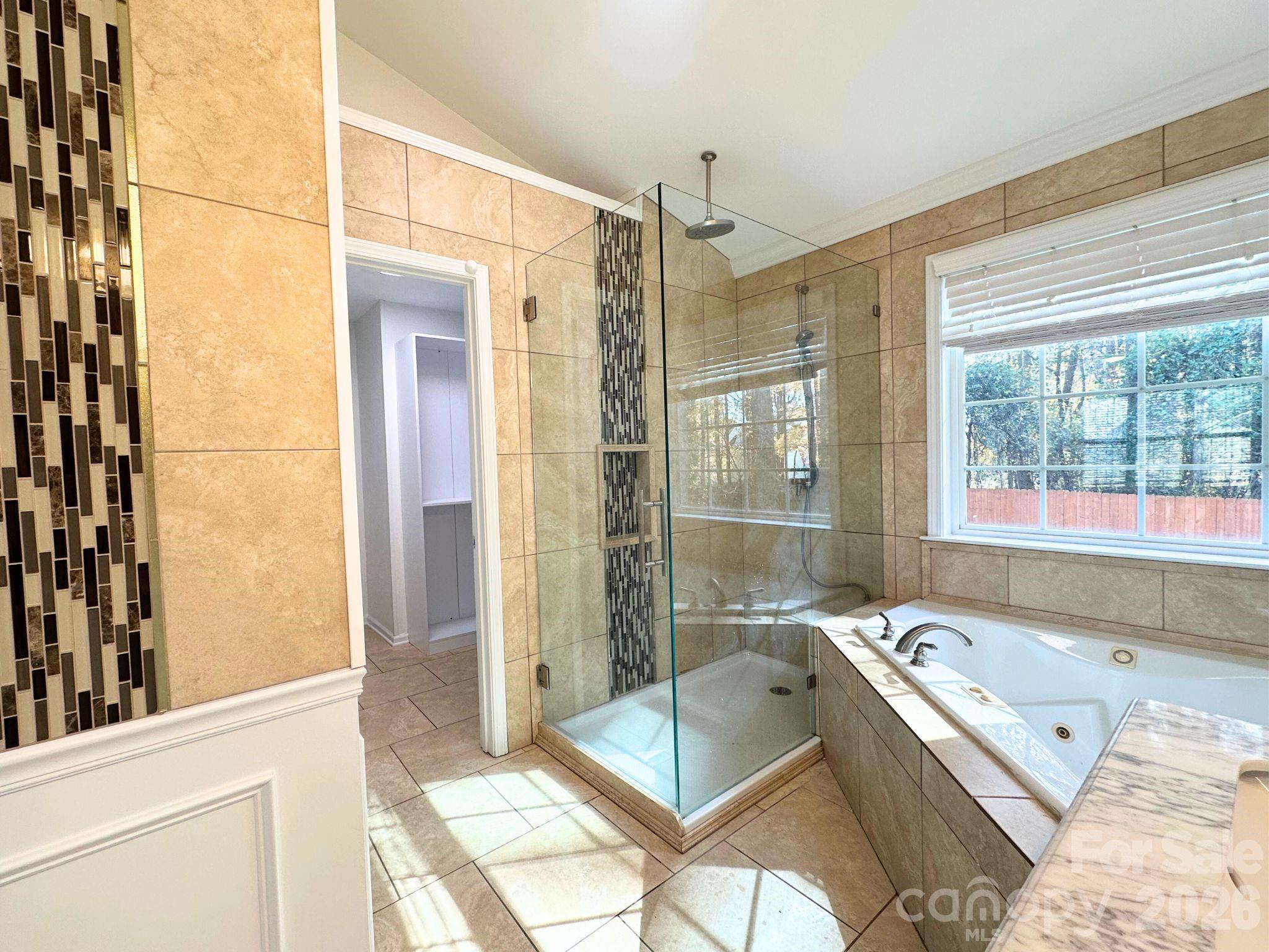 Photo 13 of 9310 Chastain Walk Drive, Charlotte, NC