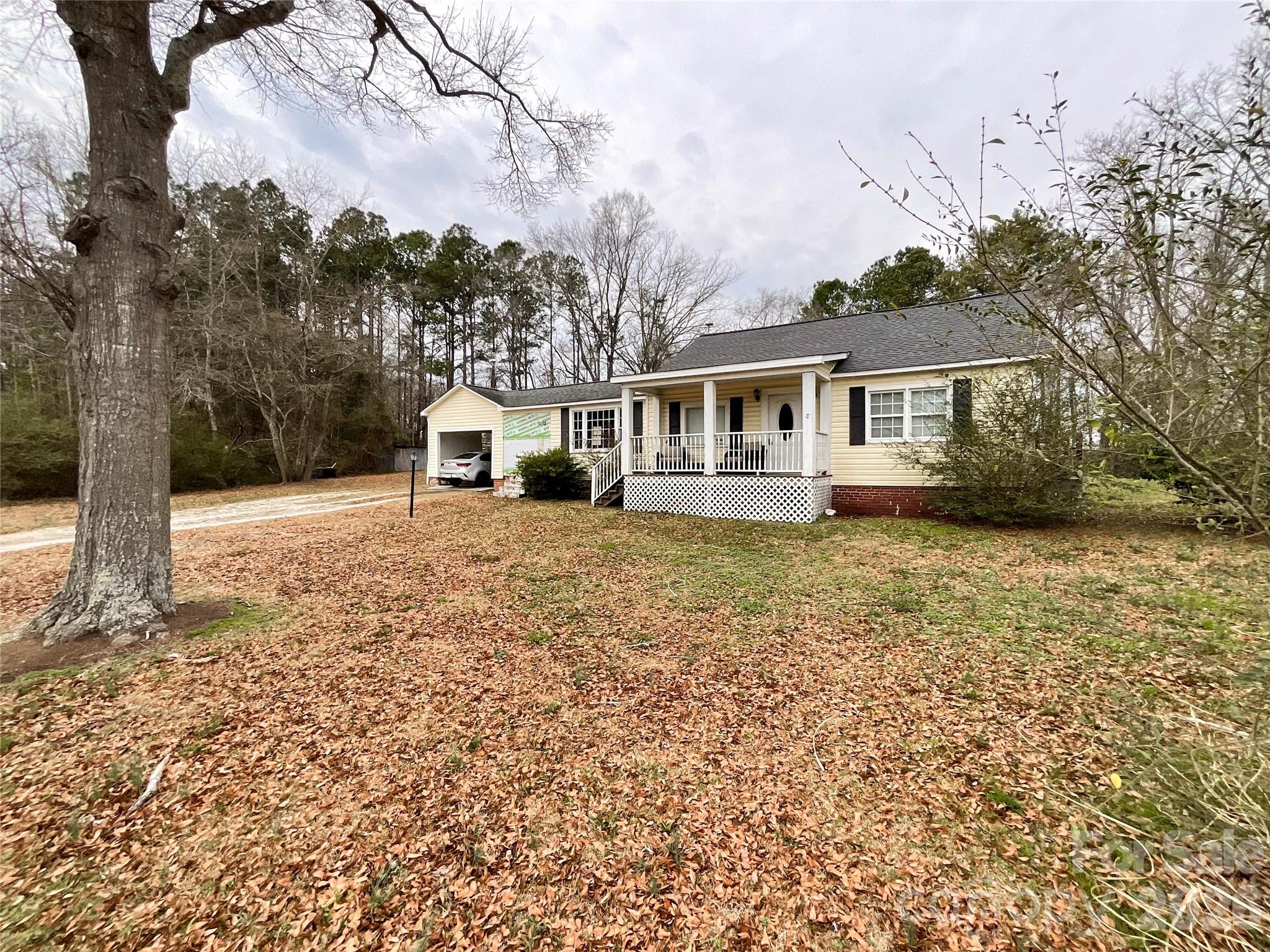 5978 Gold Mine Highway, Kershaw, SC - photo 2 of 16