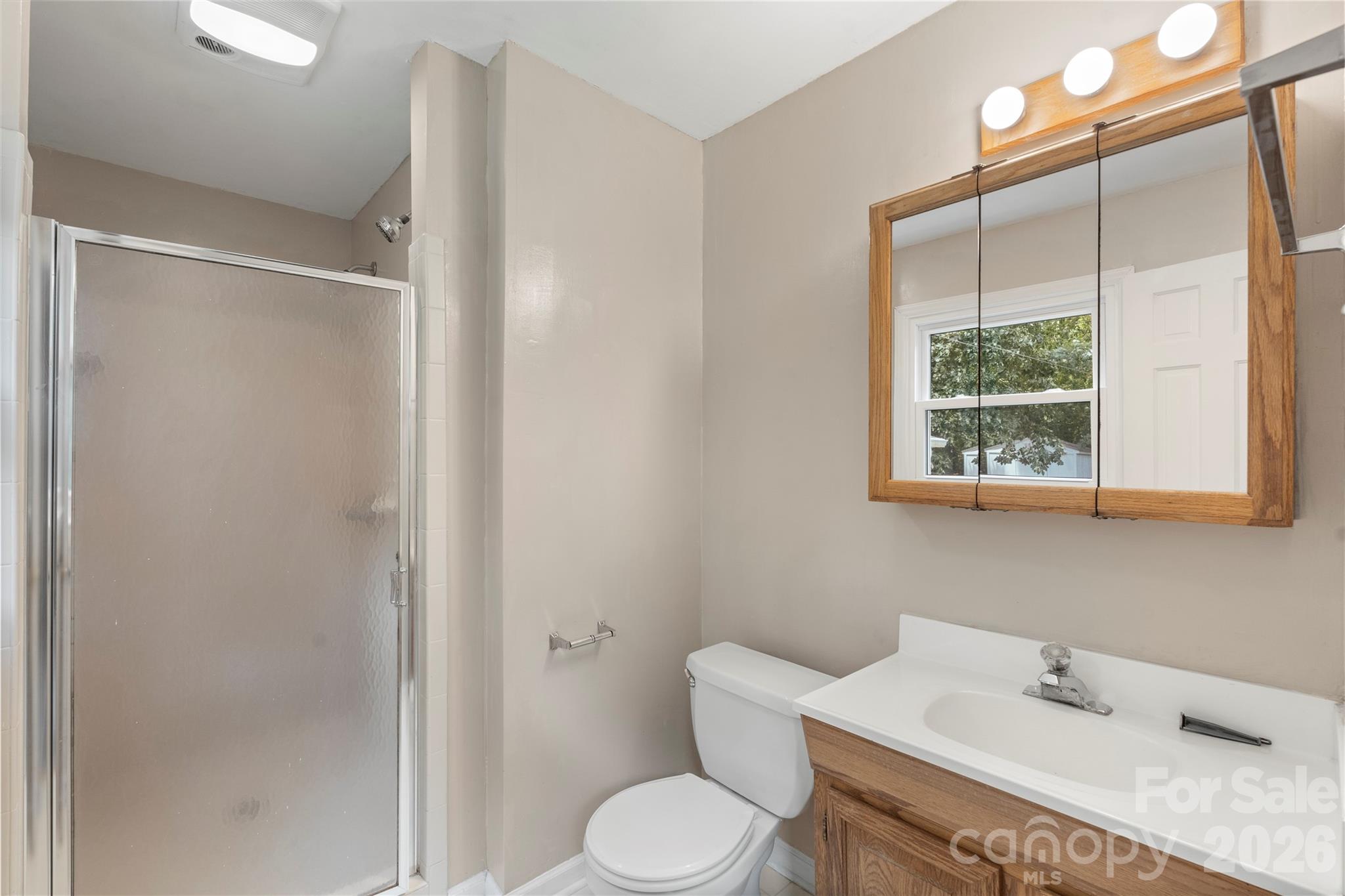 Home for sale at 221 Kingsway Circle, Charlotte, NC — photo 26 of 48