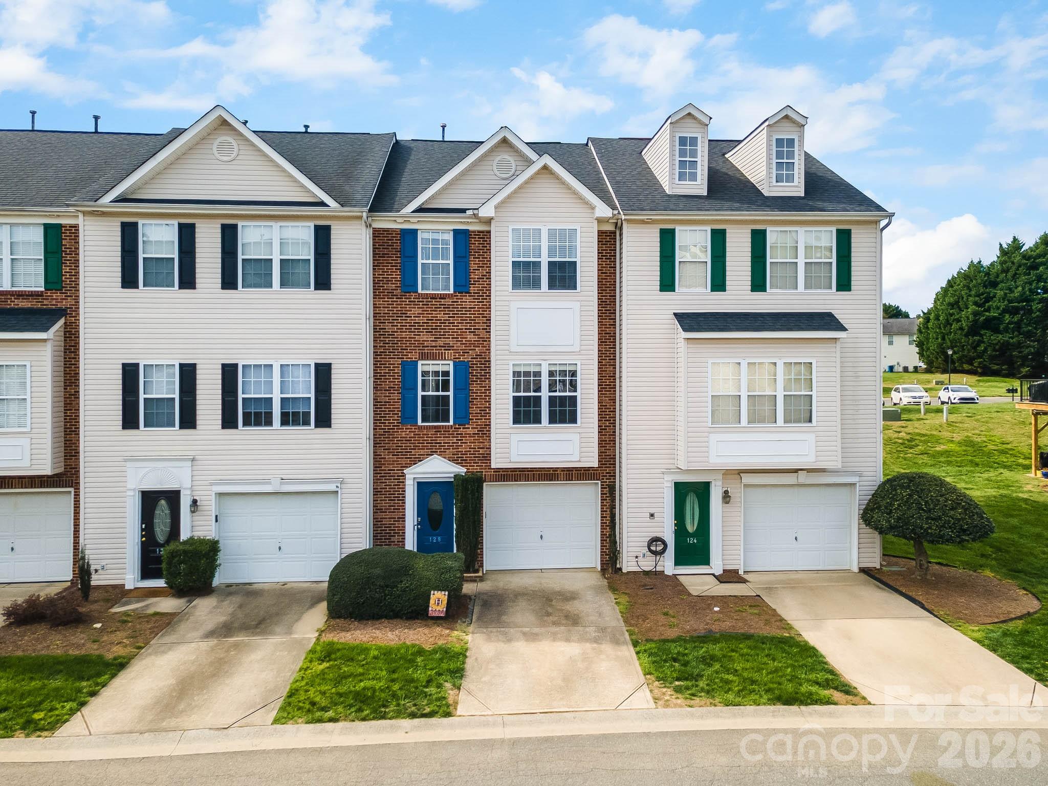 128 Rock Ridge Lane, Mount Holly, NC