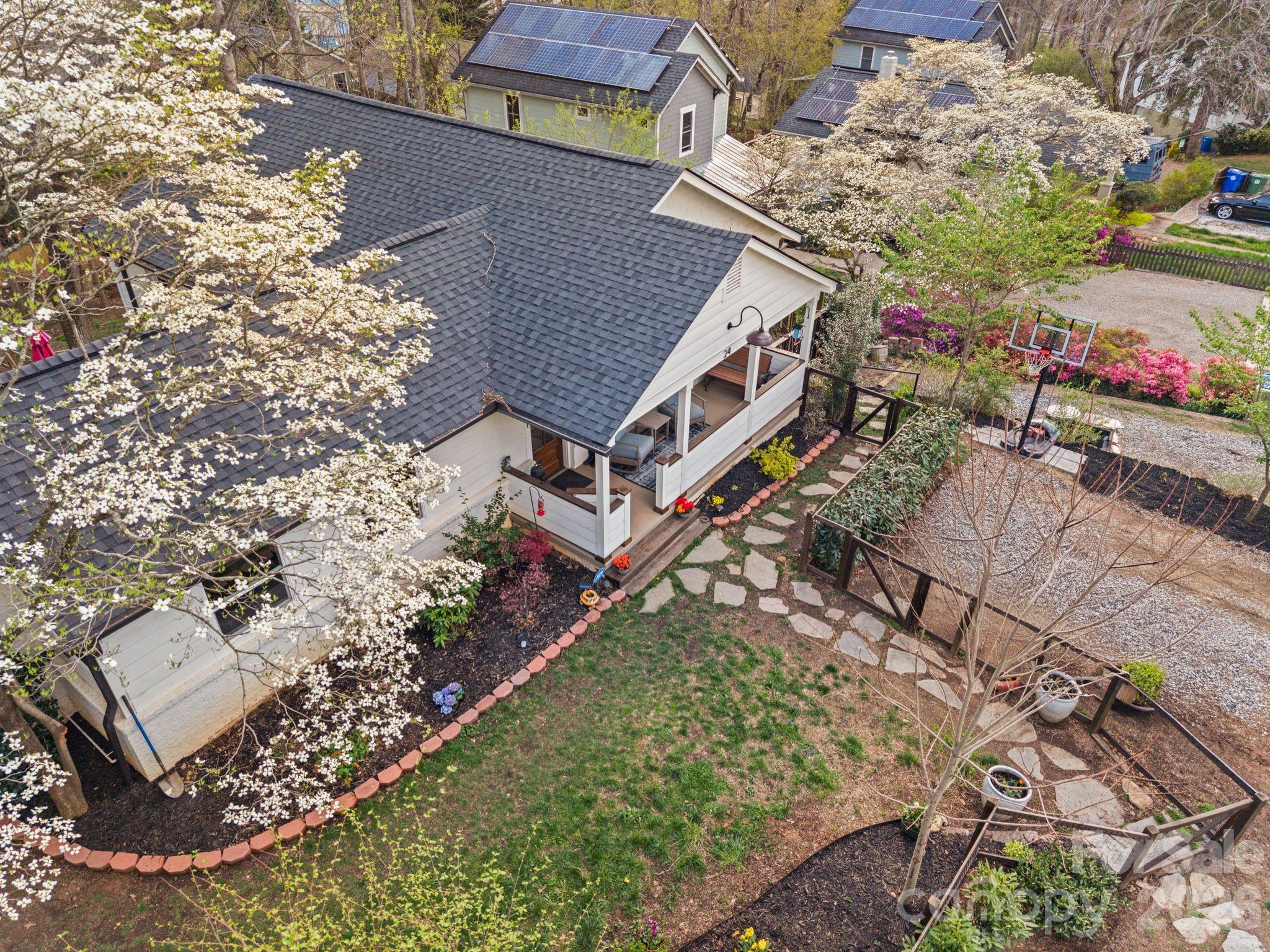 24 Dellwood Street, Asheville, NC - photo 8 of 47