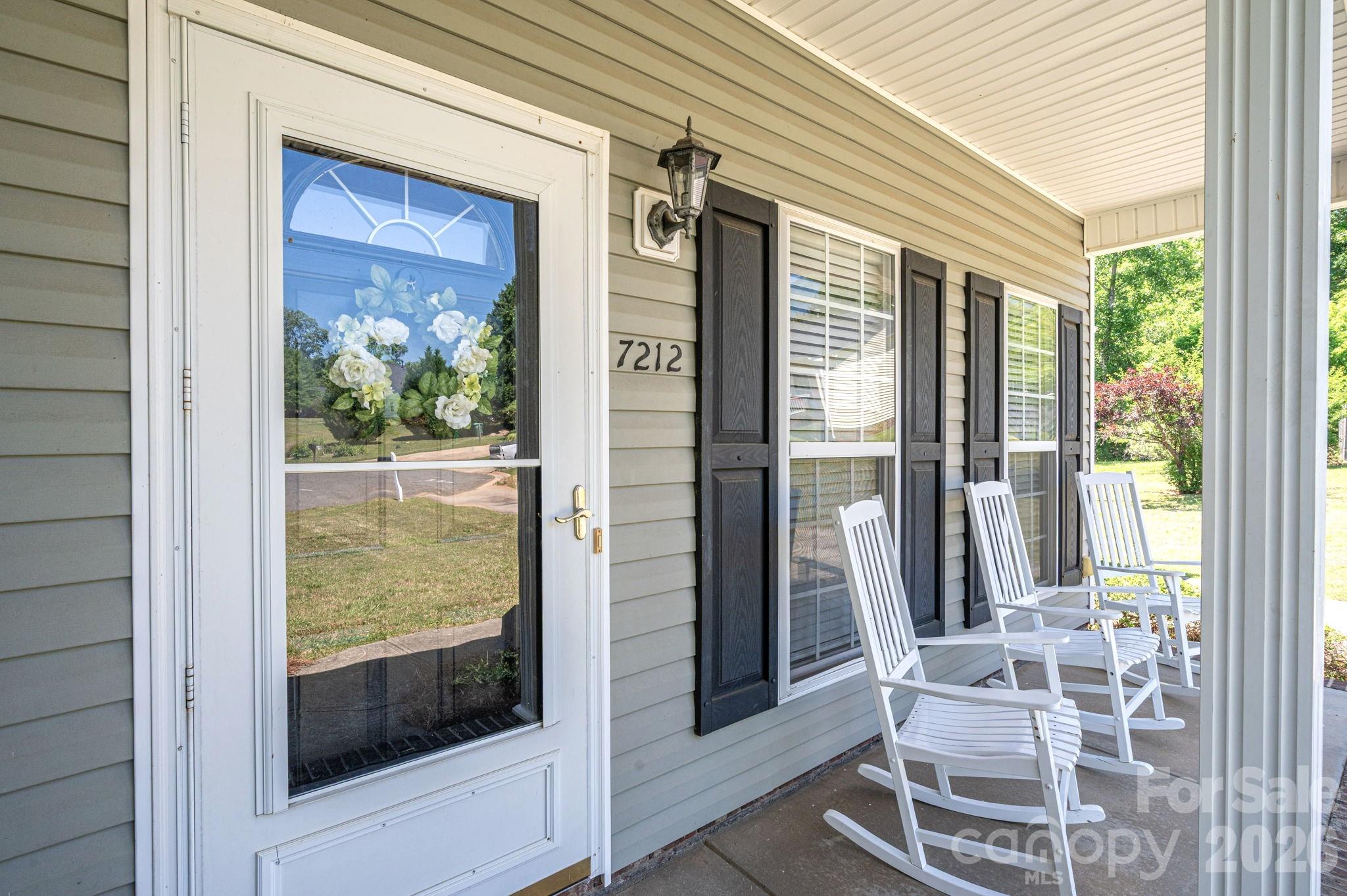 Photo 3 of 7212 Pinfeather Circle, Cramerton, NC