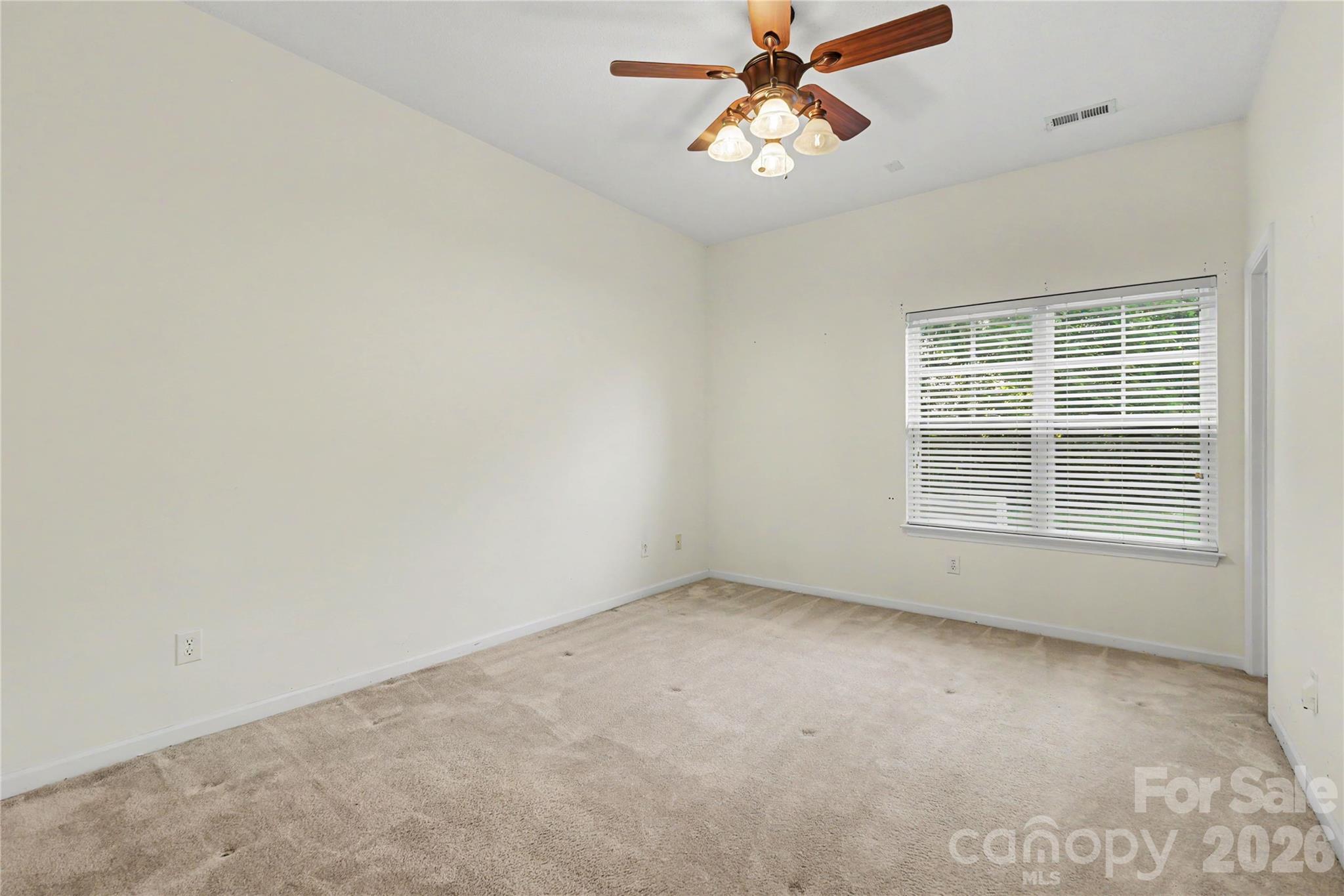 Photo 10 of 11431 Savannah Creek Drive, Charlotte, NC