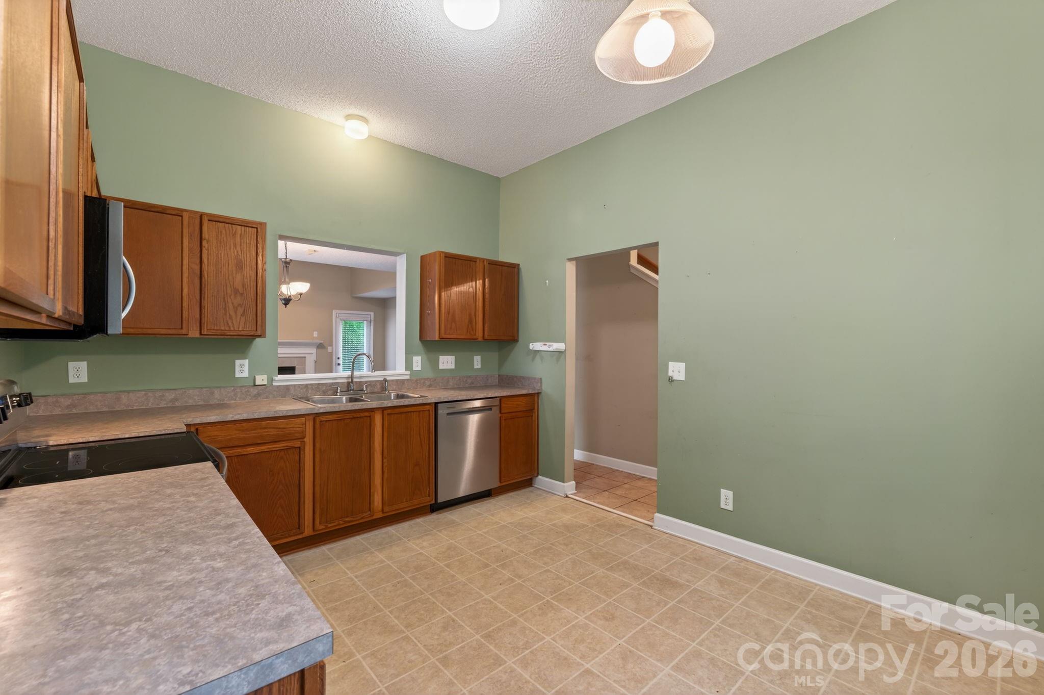 Photo 15 of 1423 Quail Street, Charlotte, NC