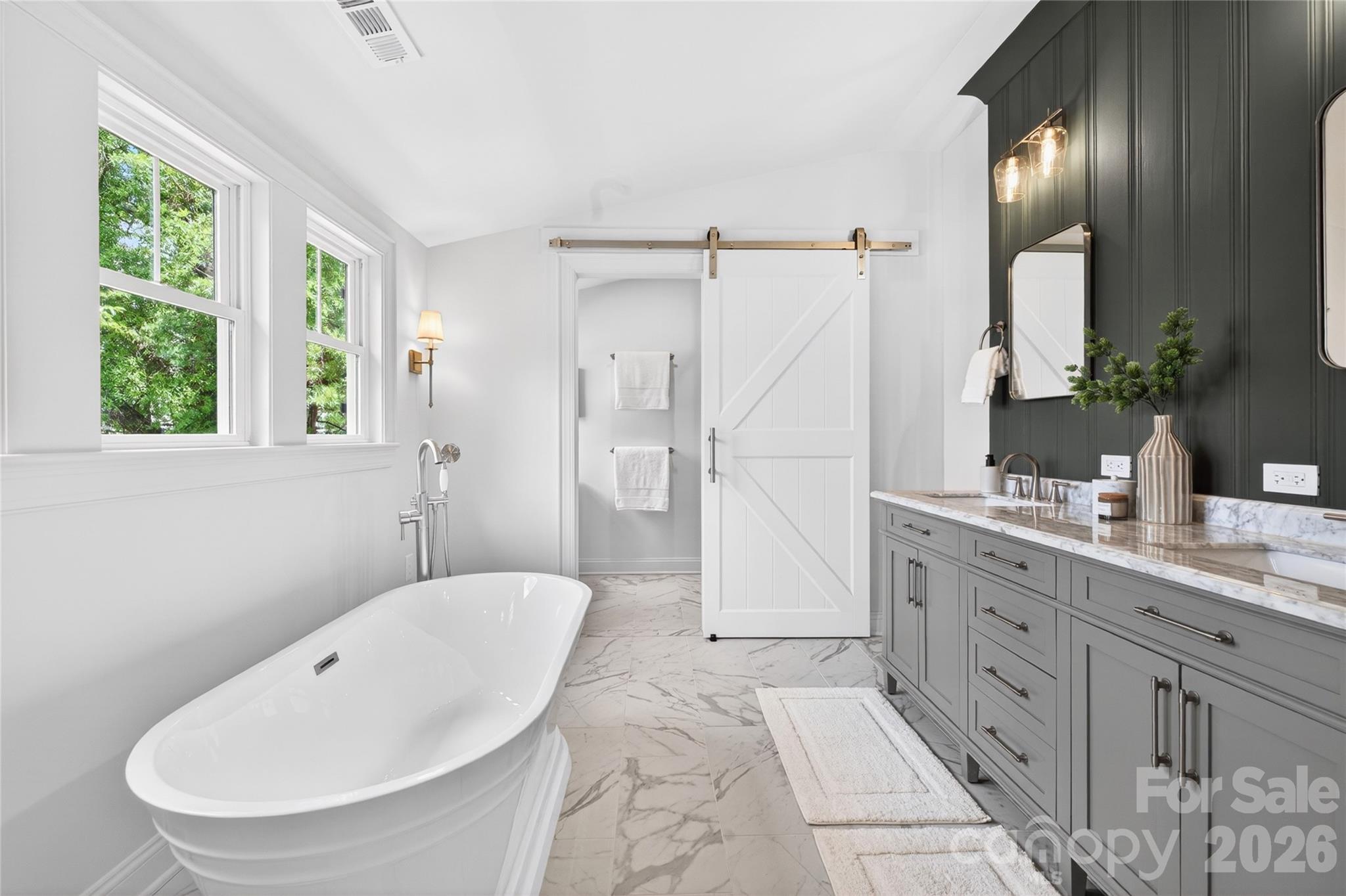 2501 Runnymede Lane, Charlotte, NC - photo 28 of 41