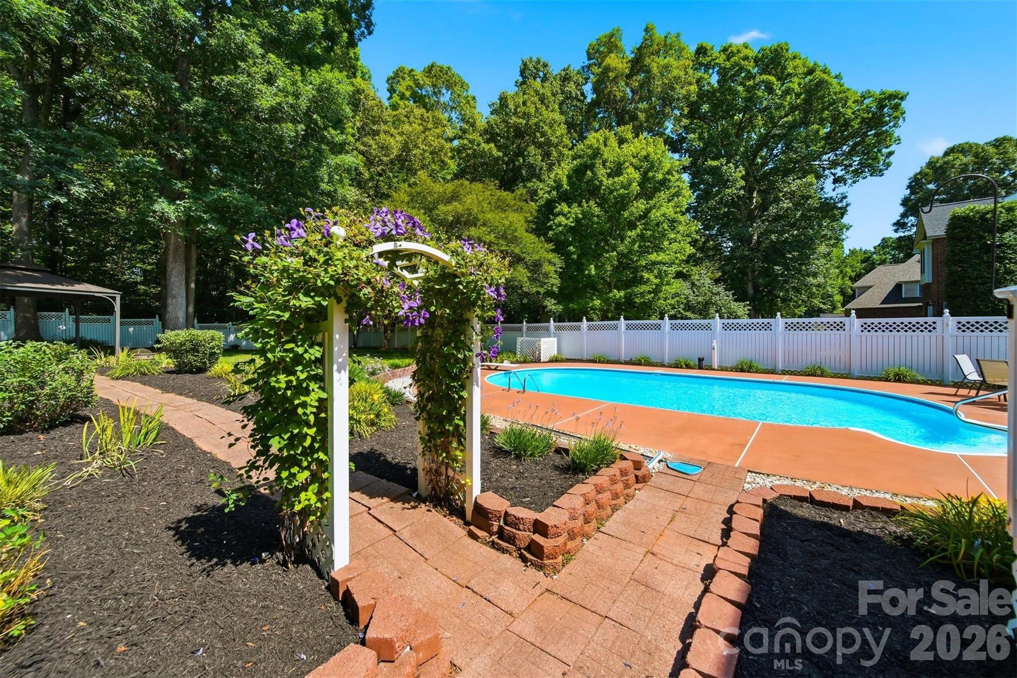 Photo 36 of 1948 Twin Ponds Drive, Hickory, NC